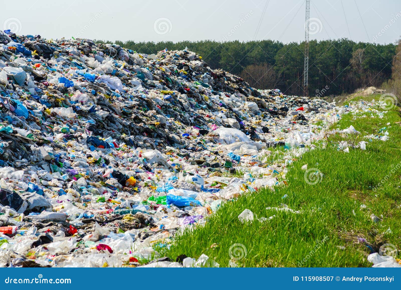 City garbage dump editorial photography. Image of landfill - 115908507