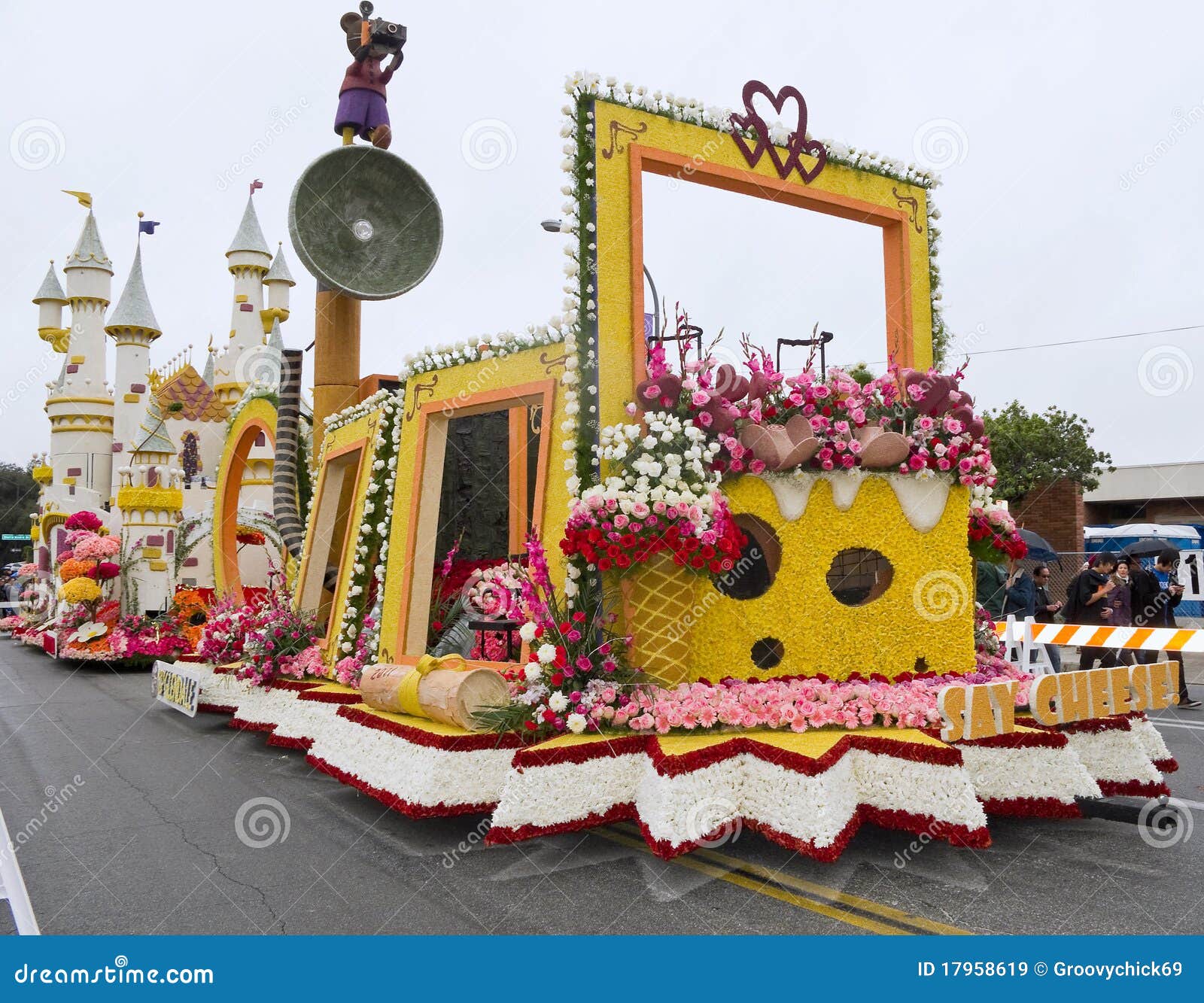 City of Glendale 2011 Rose Parade Float Editorial Stock Image - Image ...