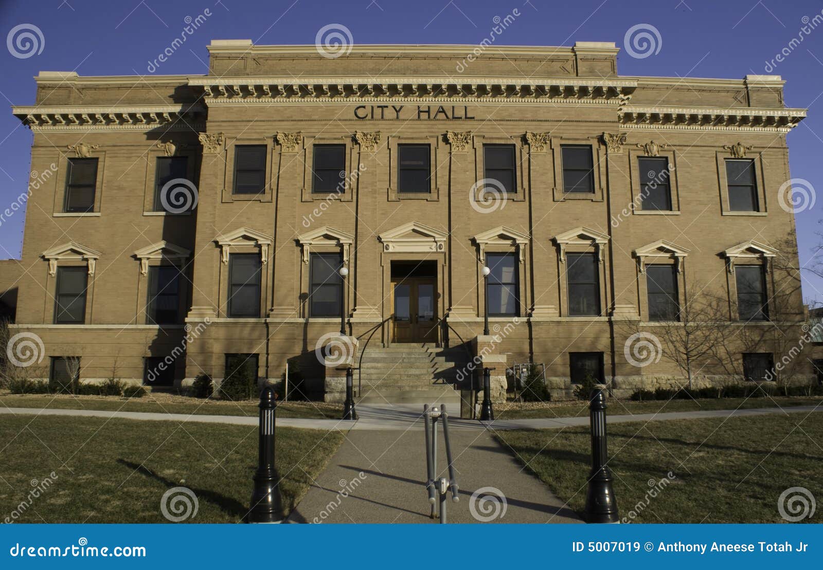 City Hall Picture. Image: 5007019