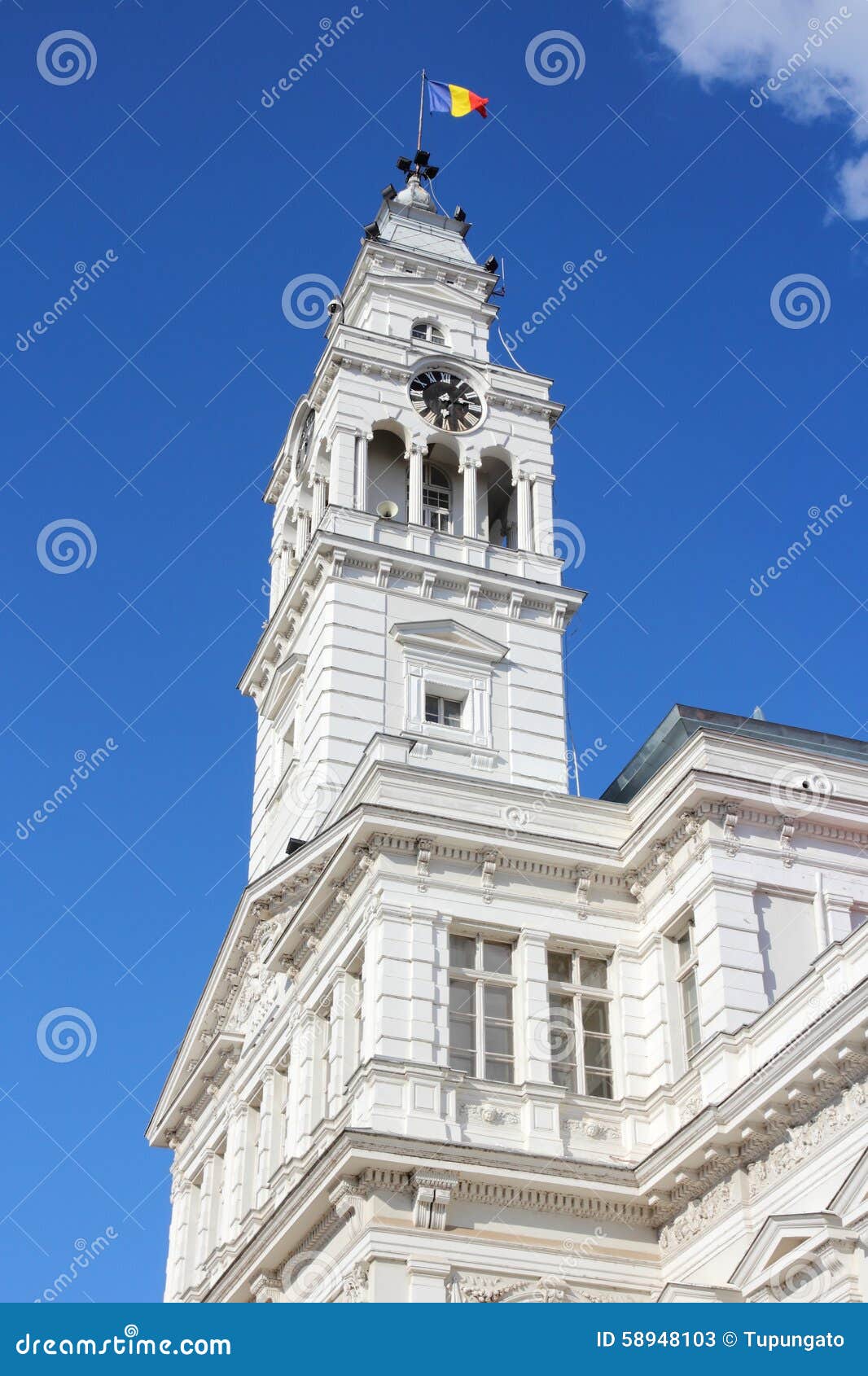City hall in Arad stock image. Image of romanian, arad - 58948103