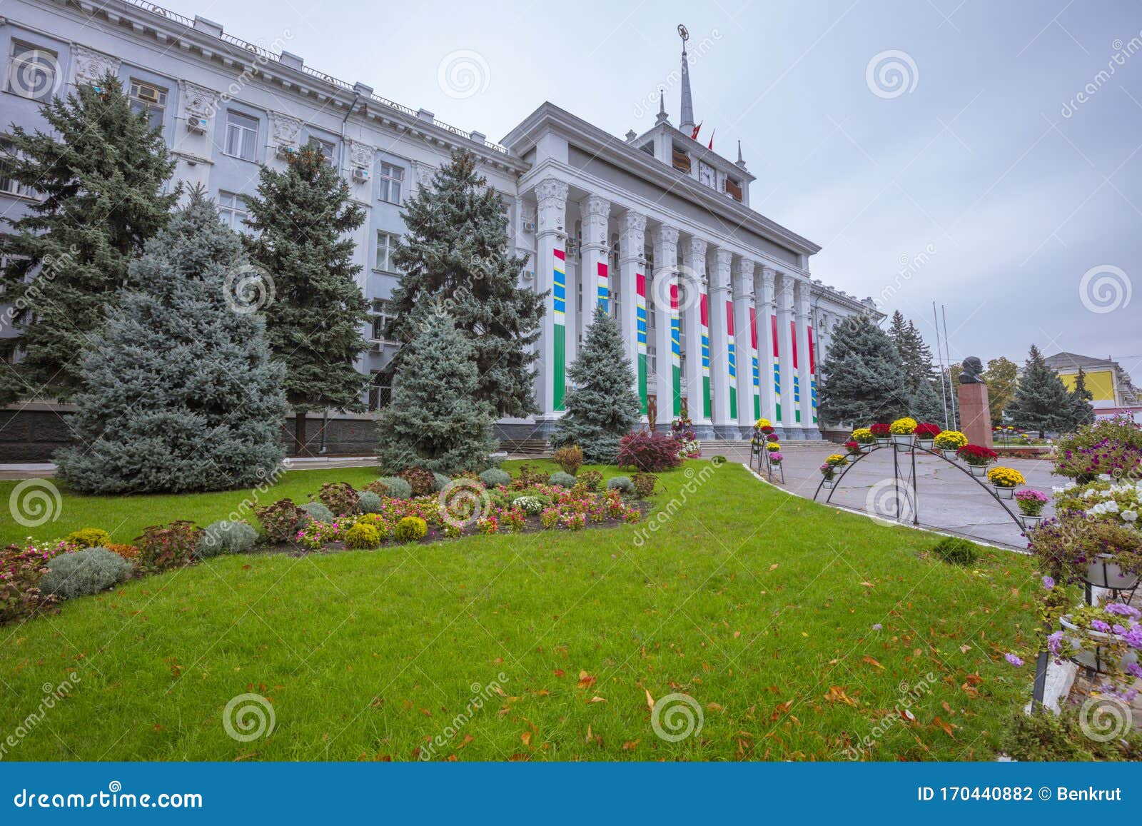 City Hall of Tiraspol stock photo. Image of city, cityscape - 170440882