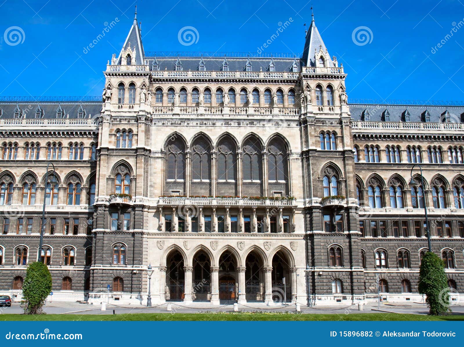 City hall of Vienna stock photo. Image of city, window - 15896882