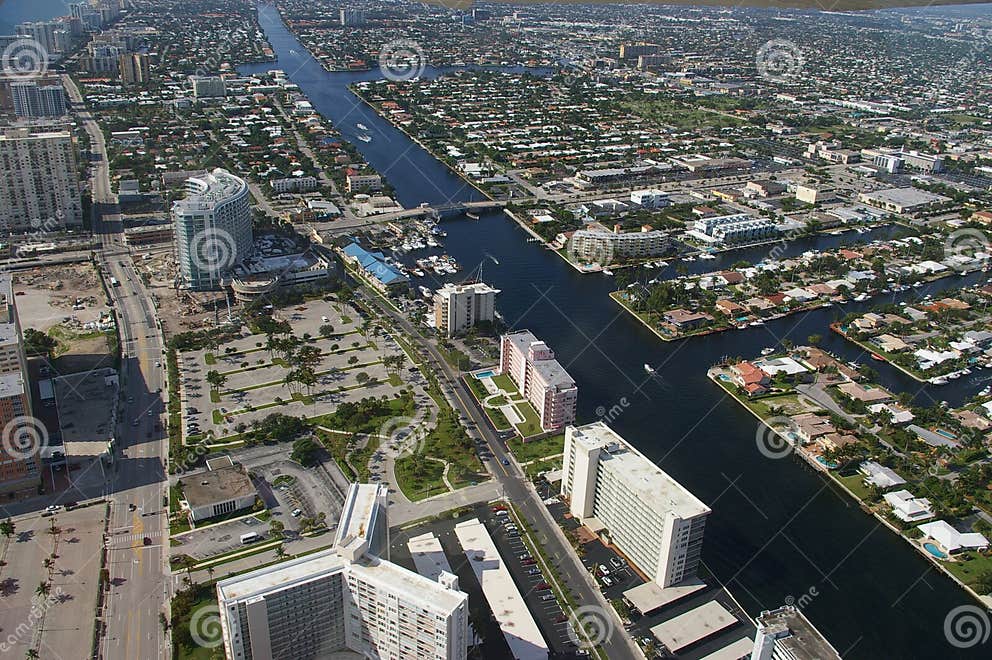 City of Pompano Beach stock image. Image of county, canals - 7211173