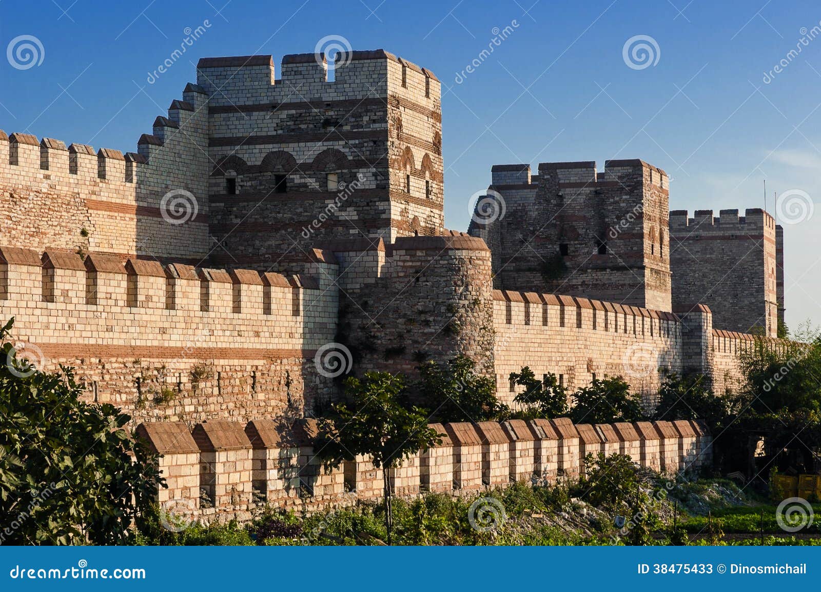 City Walls of Istanbul, Turkey Stock Image - Image of istanbul ...