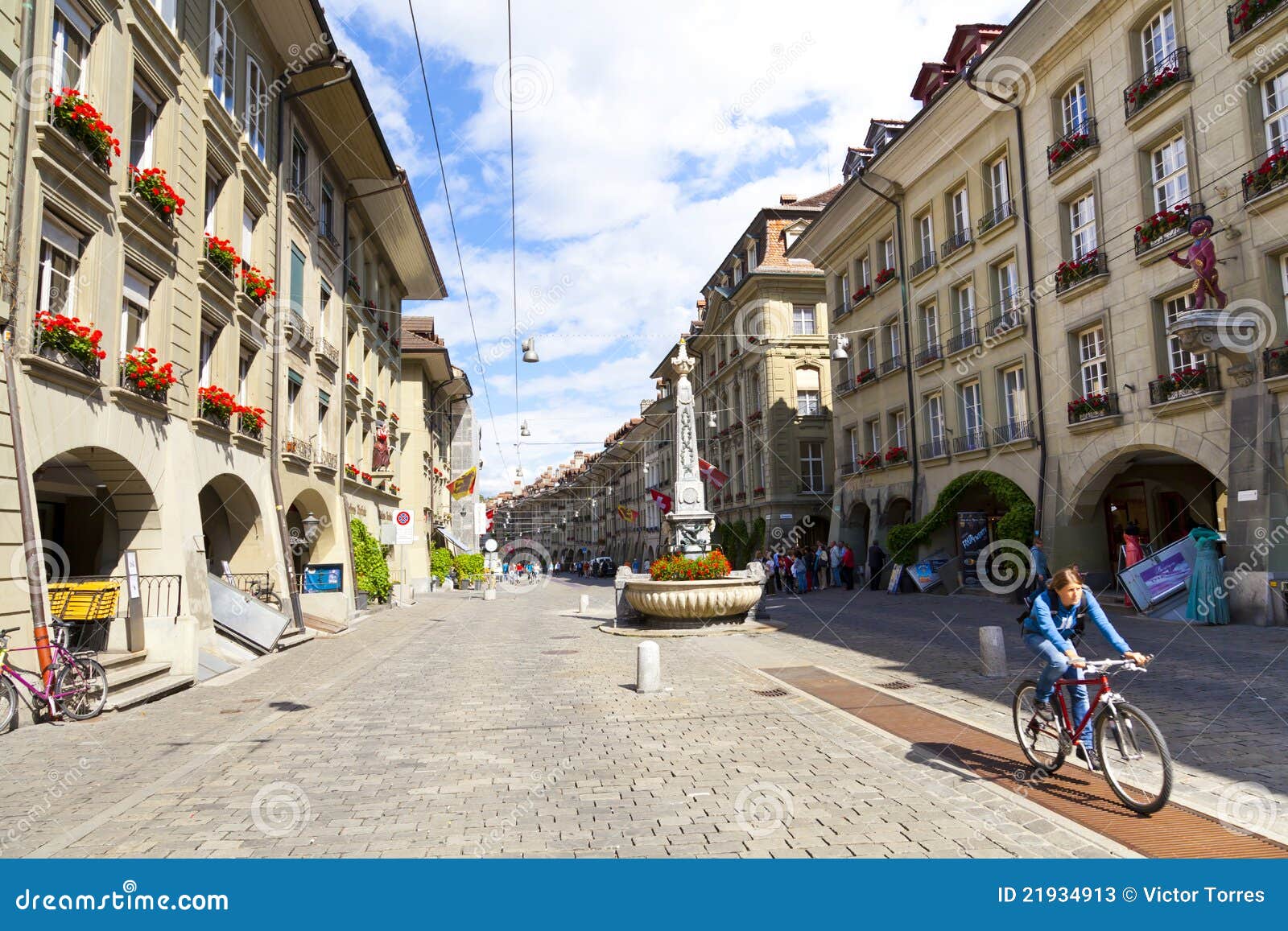 Citylife in the Kramgasse, Bern Editorial Stock Photo - Image of ...