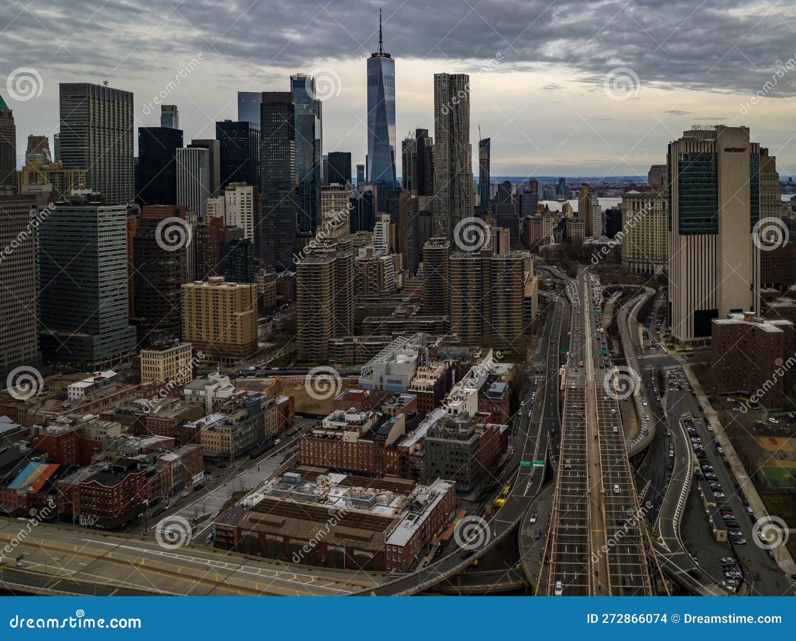 Cityscape of Manhattan with Its Busy Highways in the Evening Editorial ...