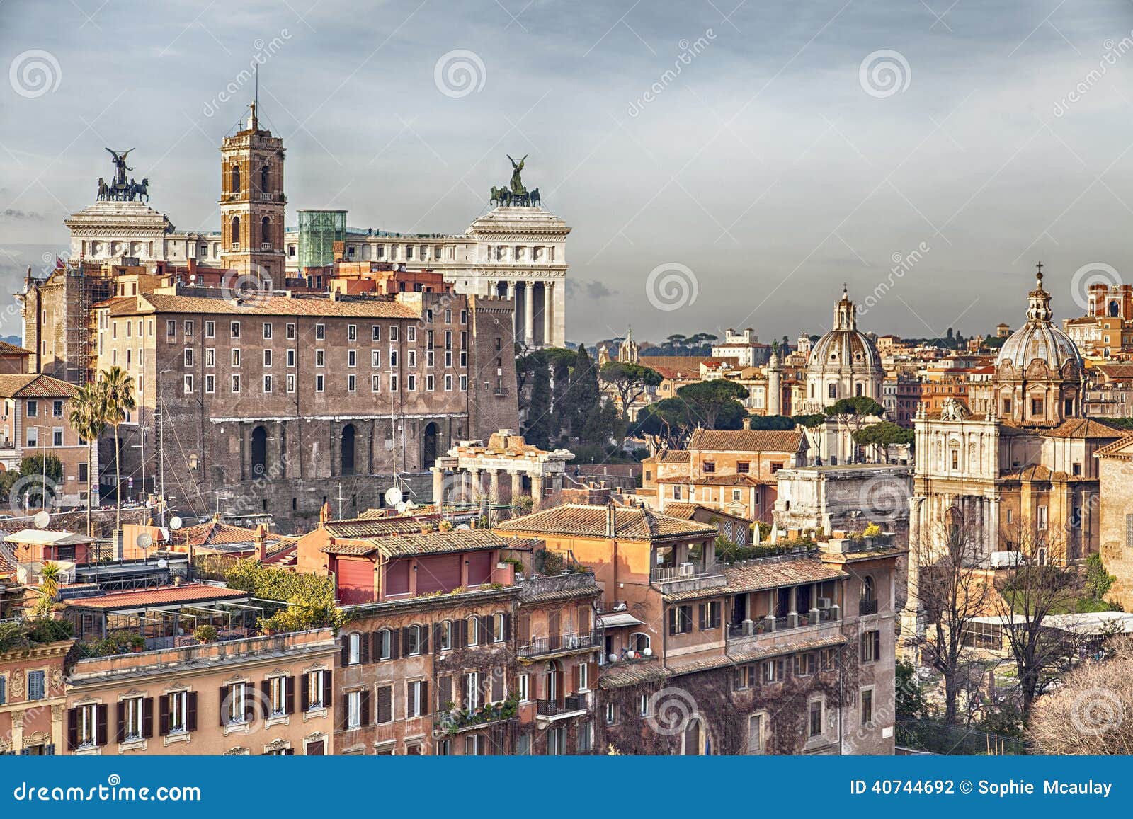 Cityscape van Rome stock foto. Image of architectuur - 40744692