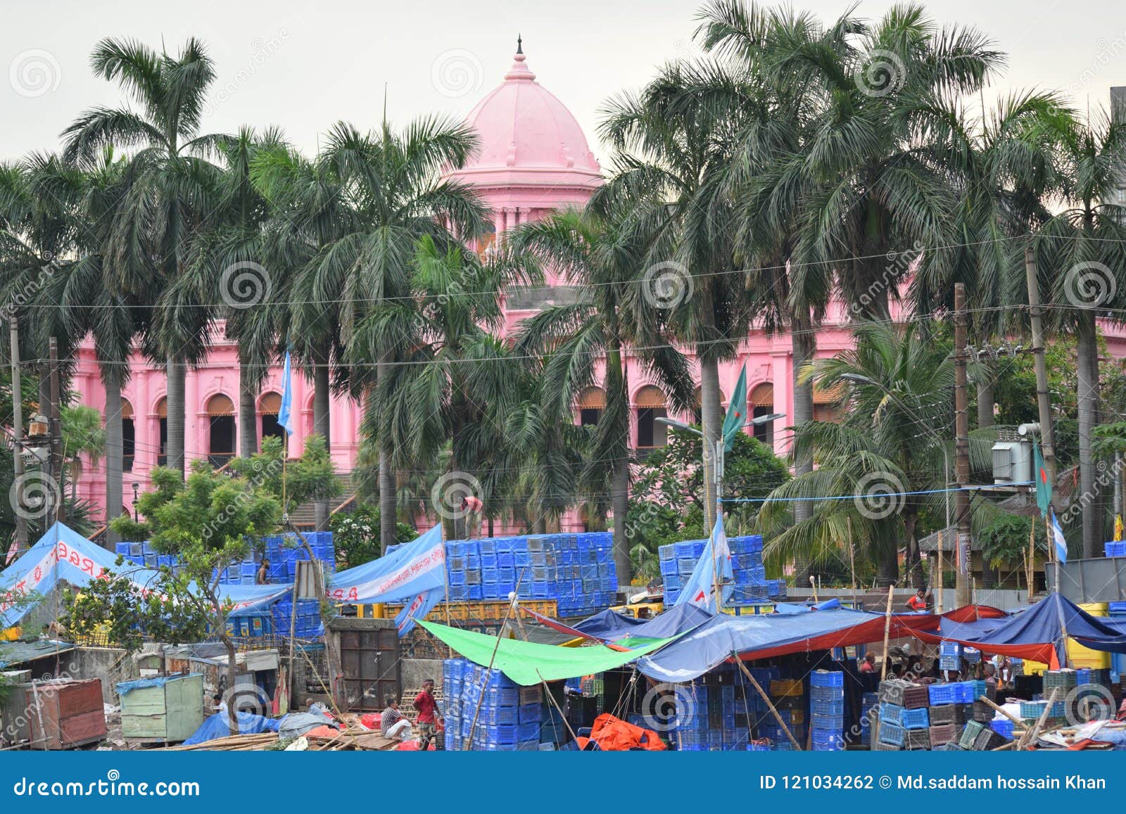 Ciudad de Dacca fotografía editorial. Imagen de teléfono - 121034262
