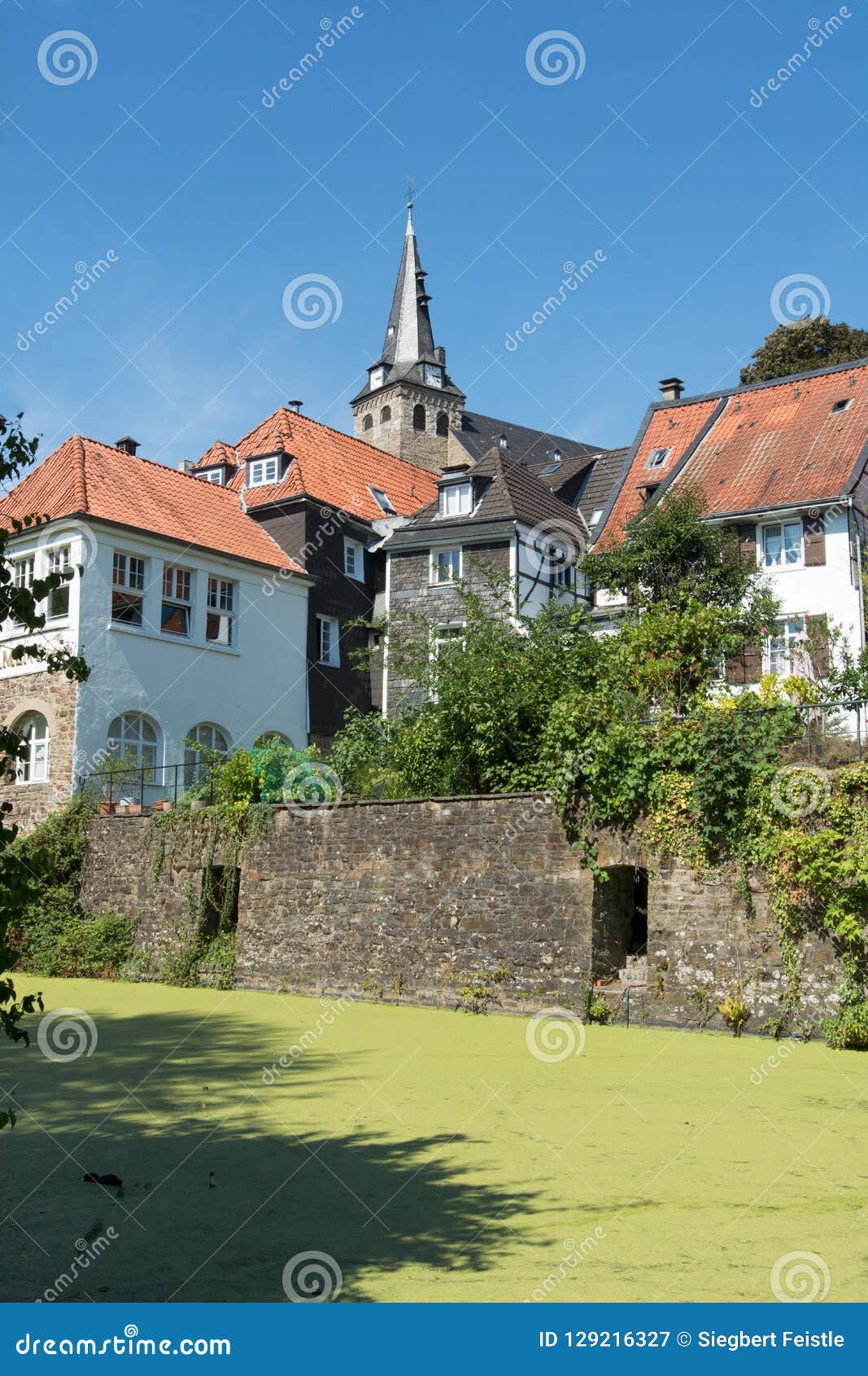 Ciudad De Essen Hettwig En Alemania Imagen de archivo - Imagen de cielo ...