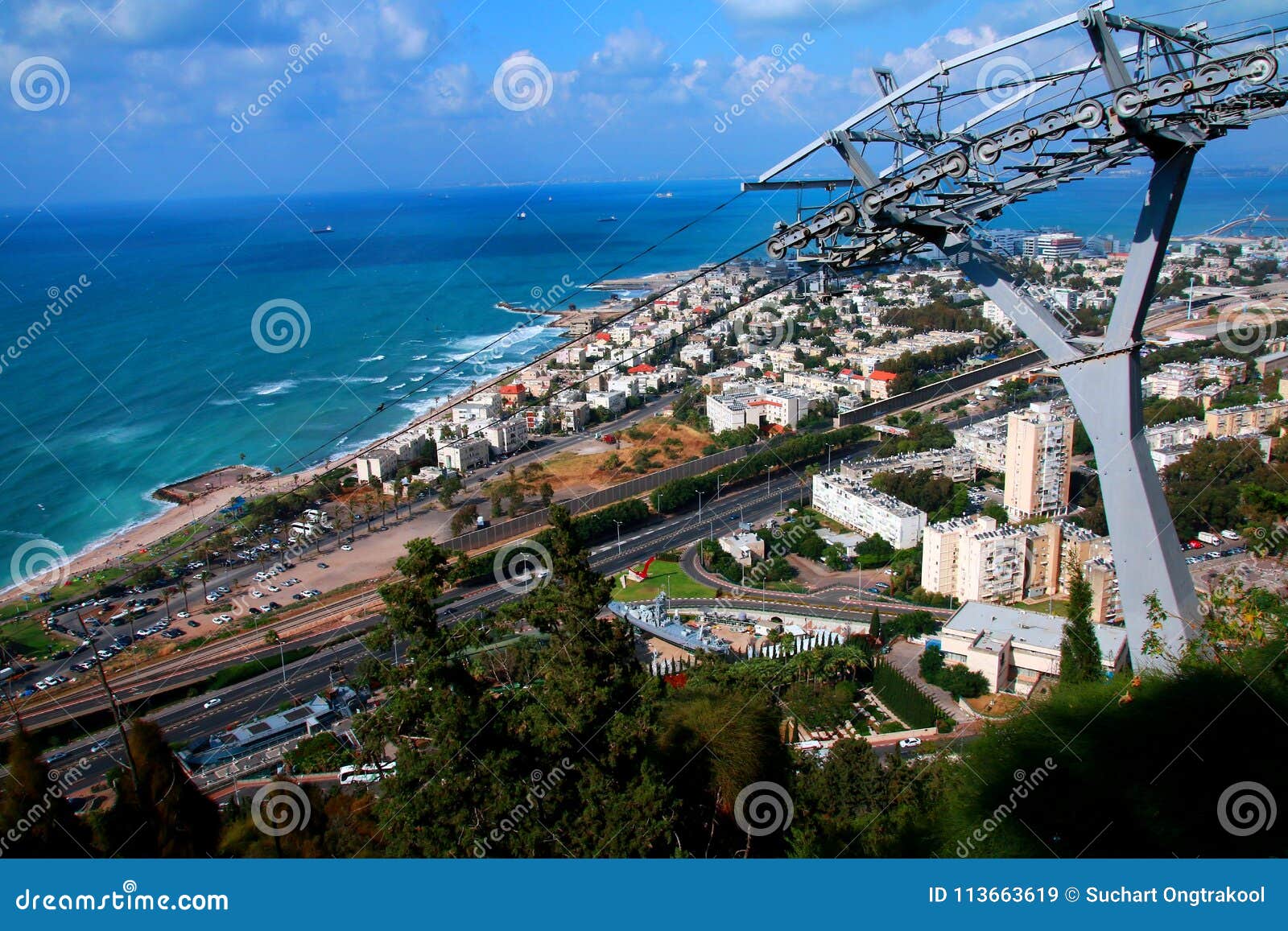 Ciudad de Haifa Cable Car imagen de archivo. Imagen de afuera - 113663619