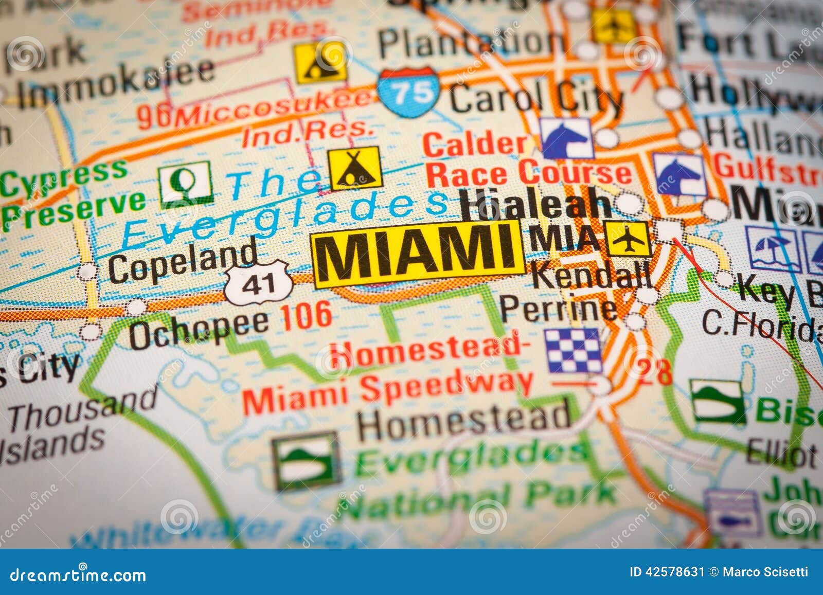 Ciudad De Miami En Un Mapa De Camino Imagen de archivo - Imagen de ...
