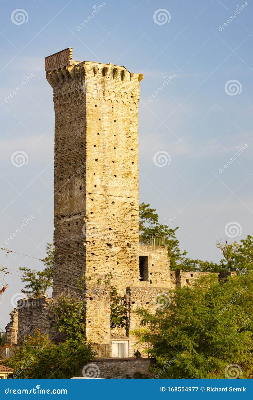 Ciudad De Molare En Piamonte, Italia Imagen de archivo - Imagen de ...