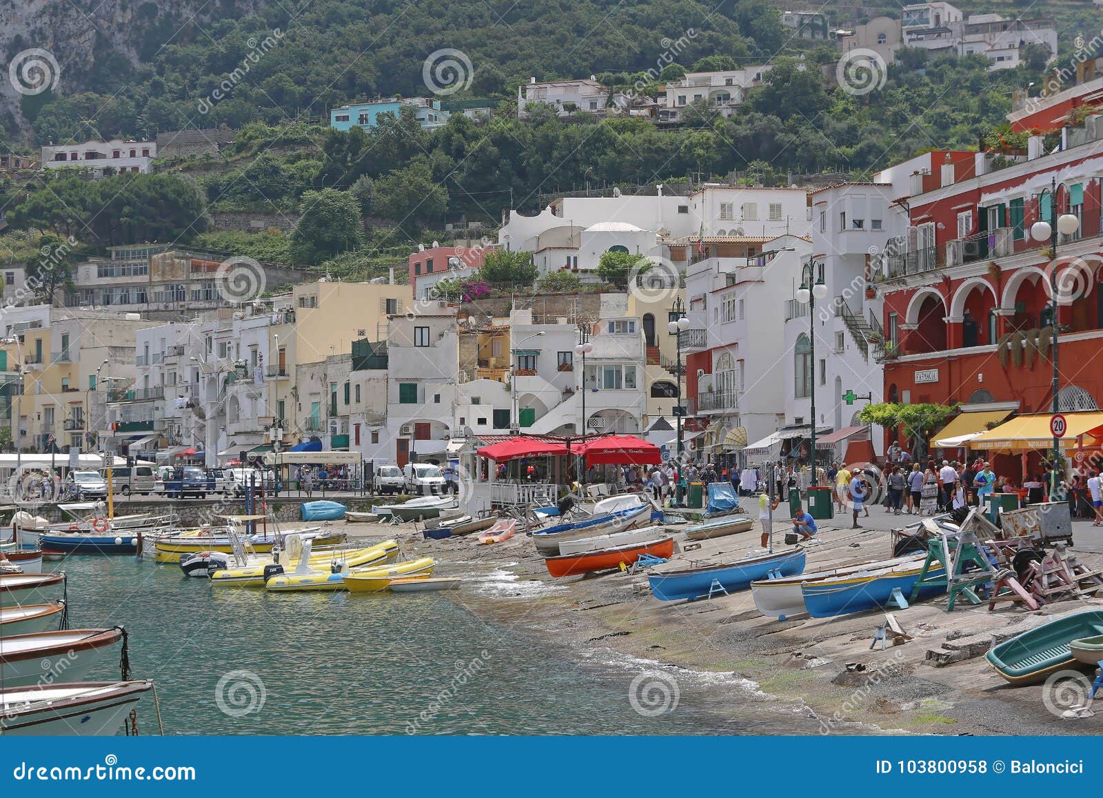 Ciudad Italia de Capri foto de archivo editorial. Imagen de barco ...
