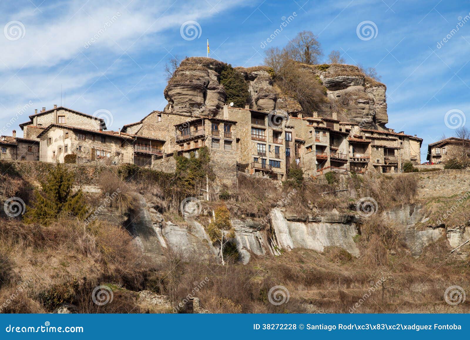 Ciudad medieval de Rupit foto de archivo. Imagen de casas - 38272228