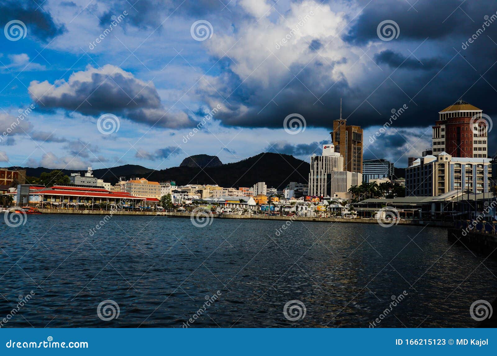 Ciudad Moderna De Port Louis Mauricio Foto de archivo editorial ...
