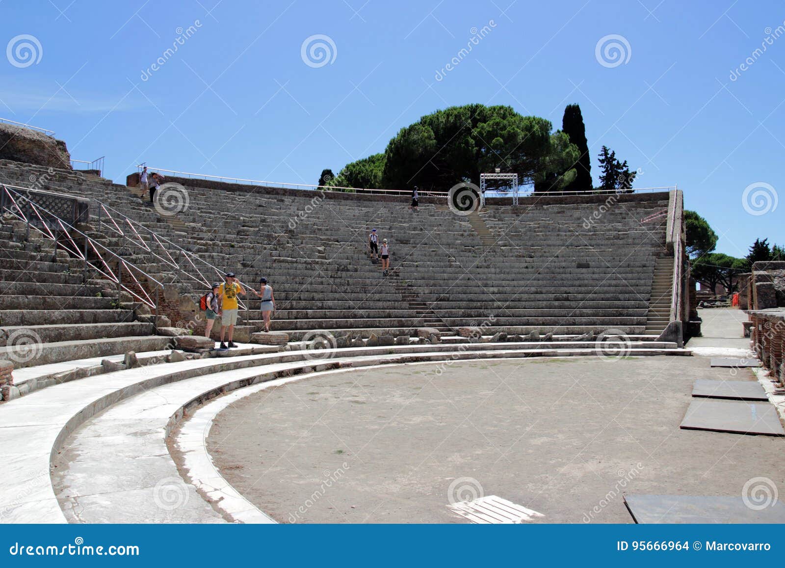 Ciudad Romana Antigua De Ostia Antica Imagen de archivo editorial ...