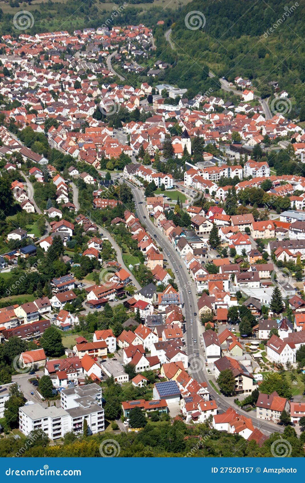 Ciudad rural imagen de archivo. Imagen de vivir, vista - 27520157