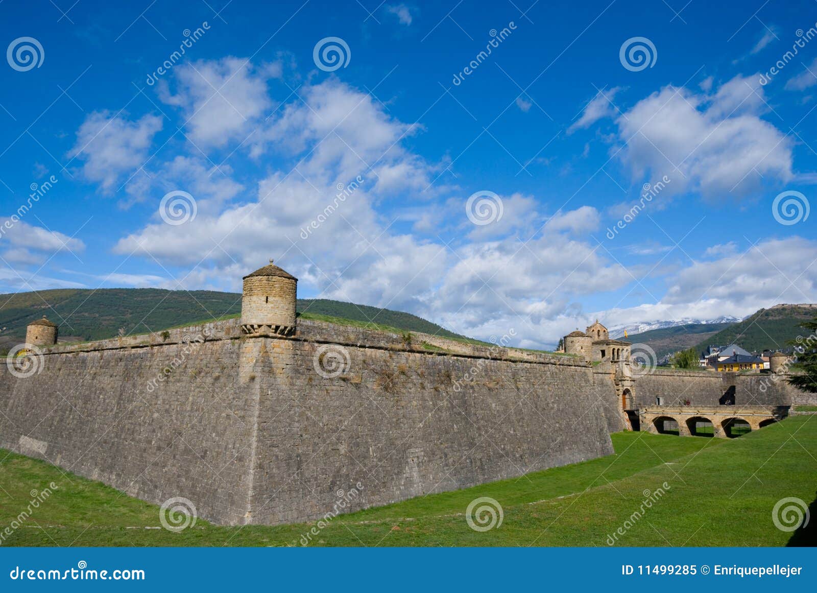 Ciudadela Jaca stock image. Image of pyrenees, magazine - 11499285