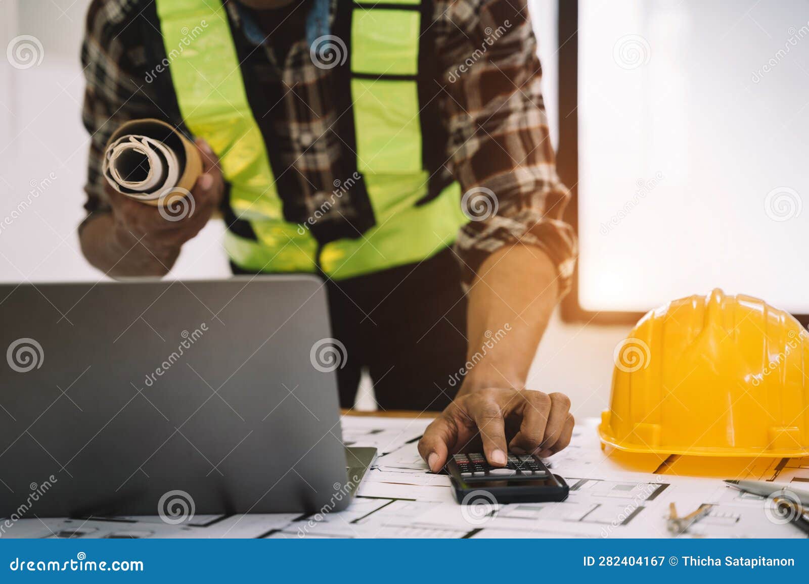 Civil Engineer or Architect Business Useing Calculator about Calculate ...