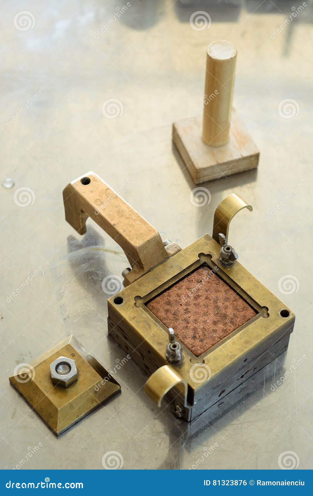 Civil Engineering Test Box for Shear Resistance of Soils Stock Photo ...