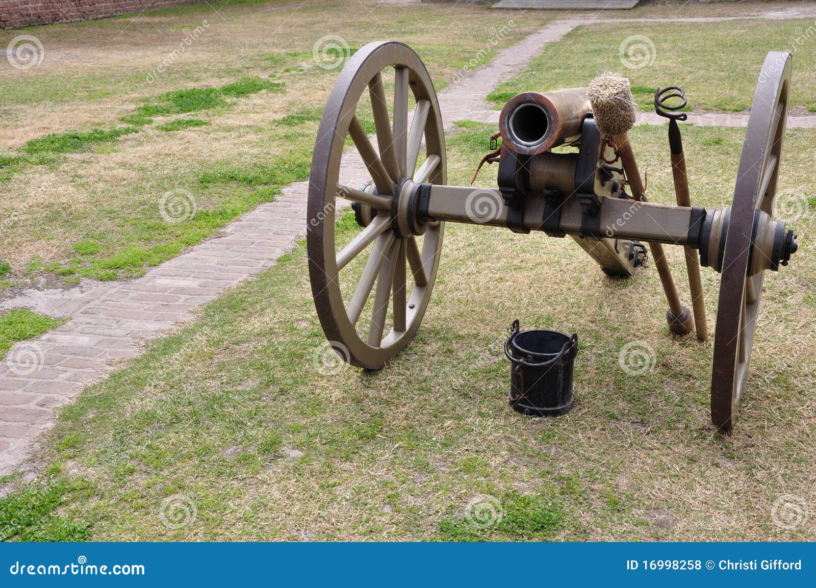Civil War Cannon stock photo. Image of cannon, smoke - 16998258