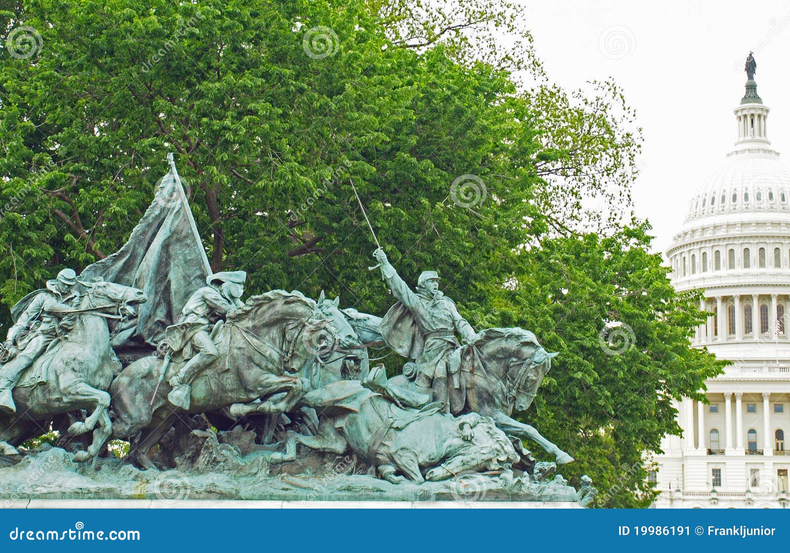 Civil War Memorial Statue stock image. Image of green - 19986191
