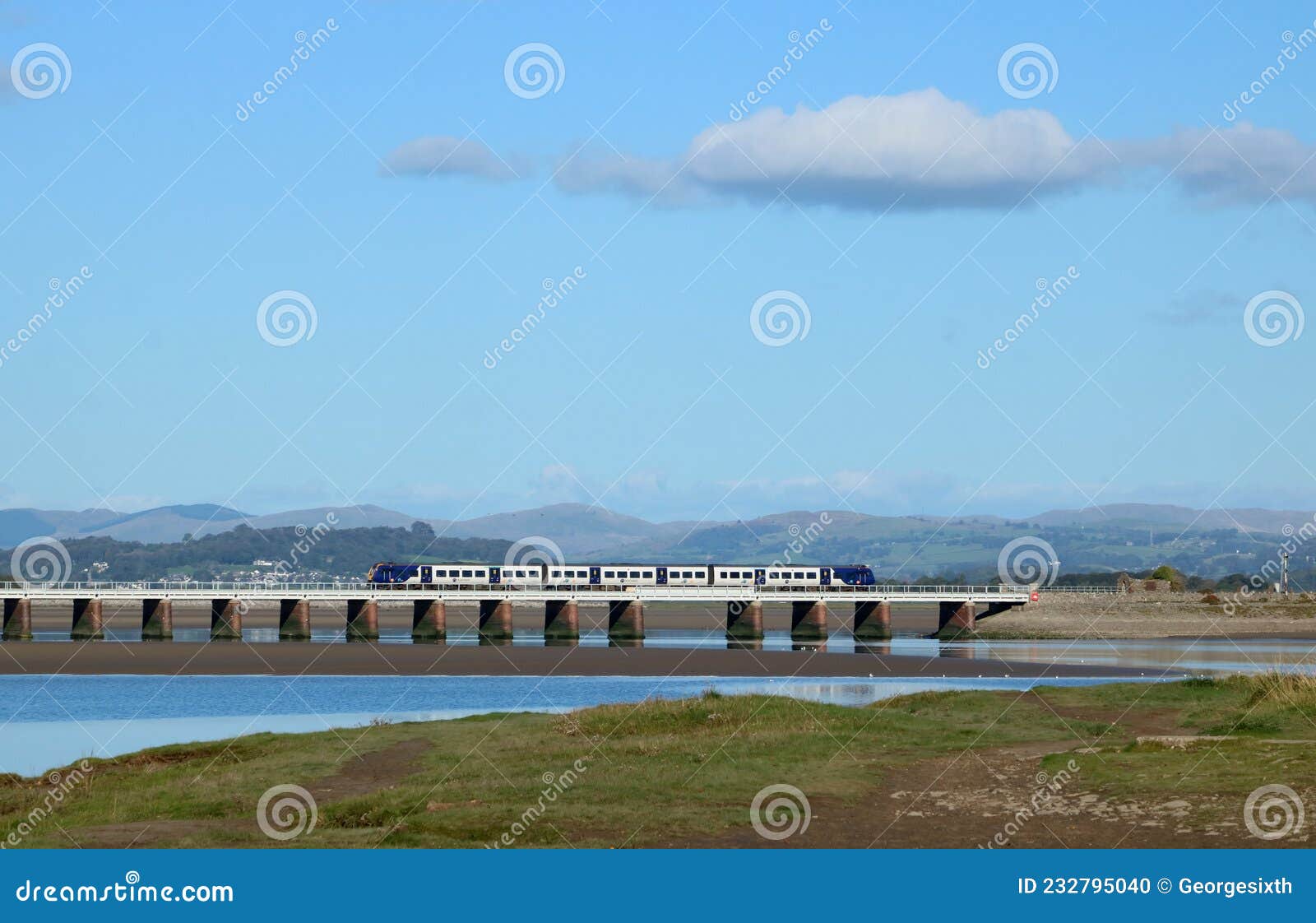 Civity Dmu on Arnside Viaduct Over River Kent Stock Photo - Image of ...