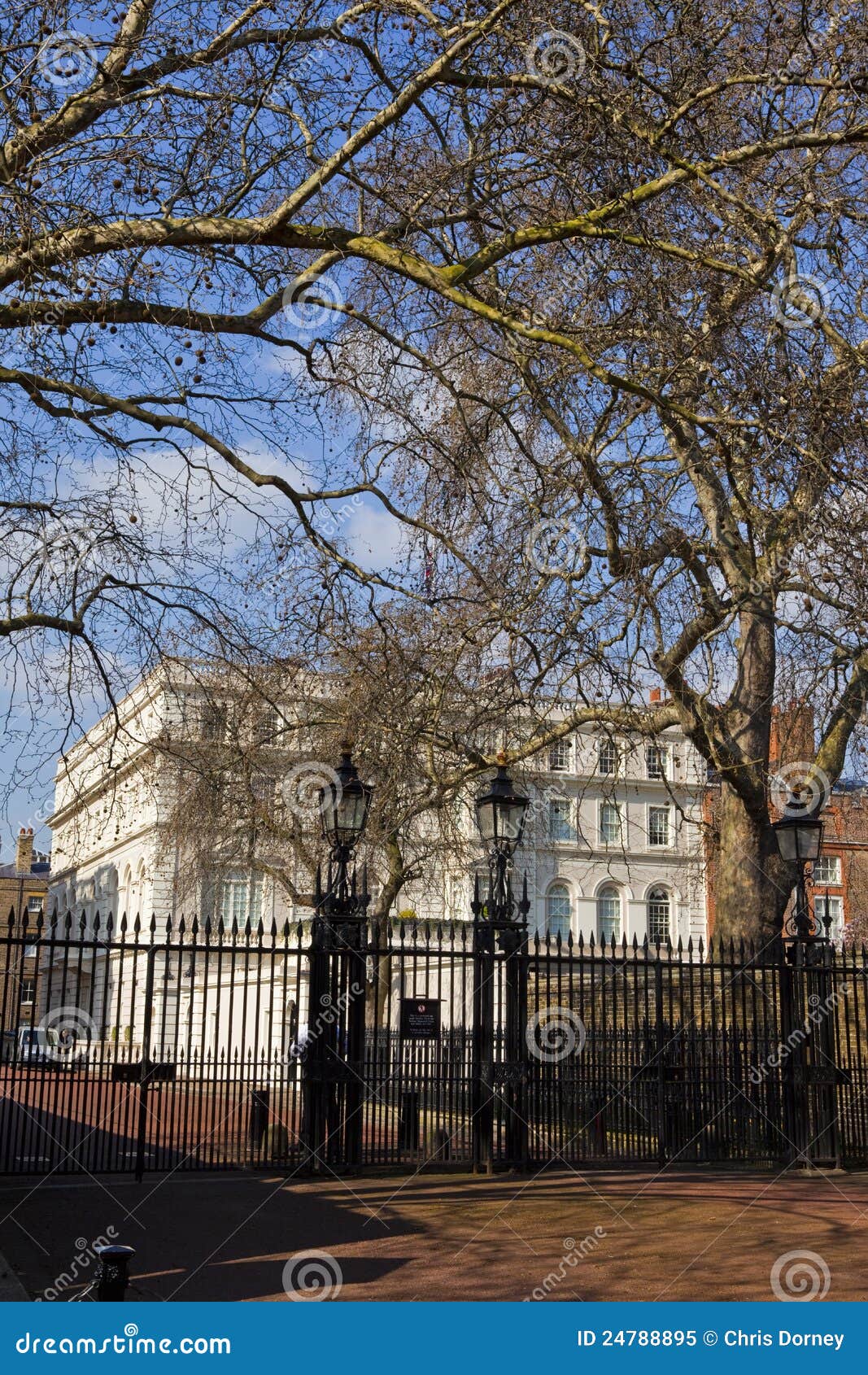 Clarence House in London stock image. Image of mall, royalists - 24788895