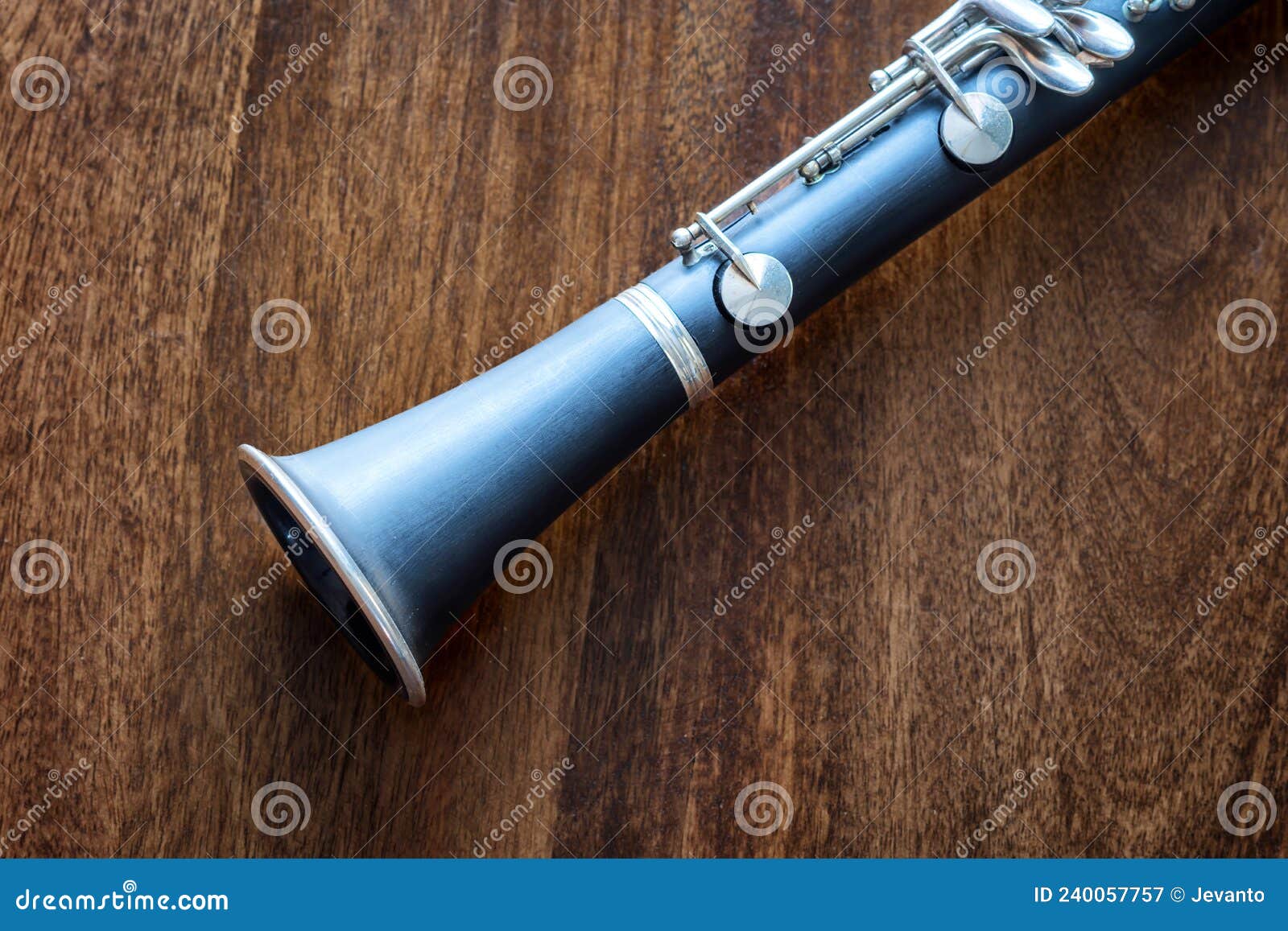 Clarinet And Musical Note Stock Photography | CartoonDealer.com #50585330