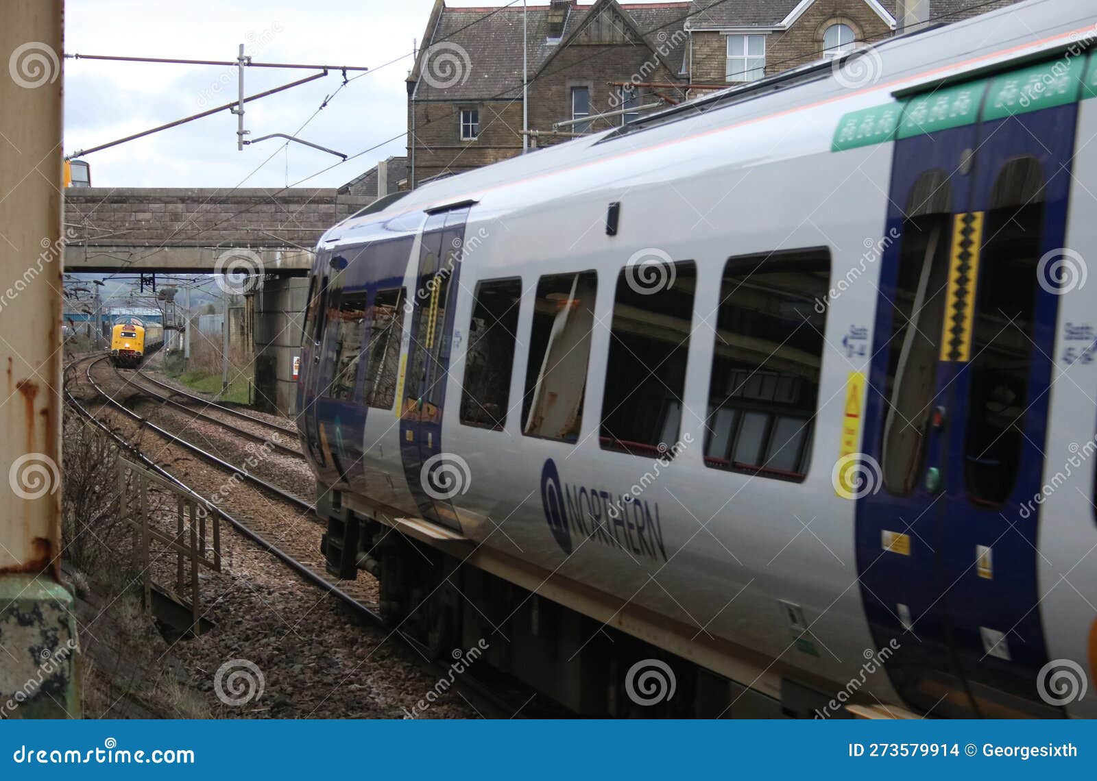 Class 55 Deltic, Civity Dmu, West Coast Main Line Editorial Stock Image ...