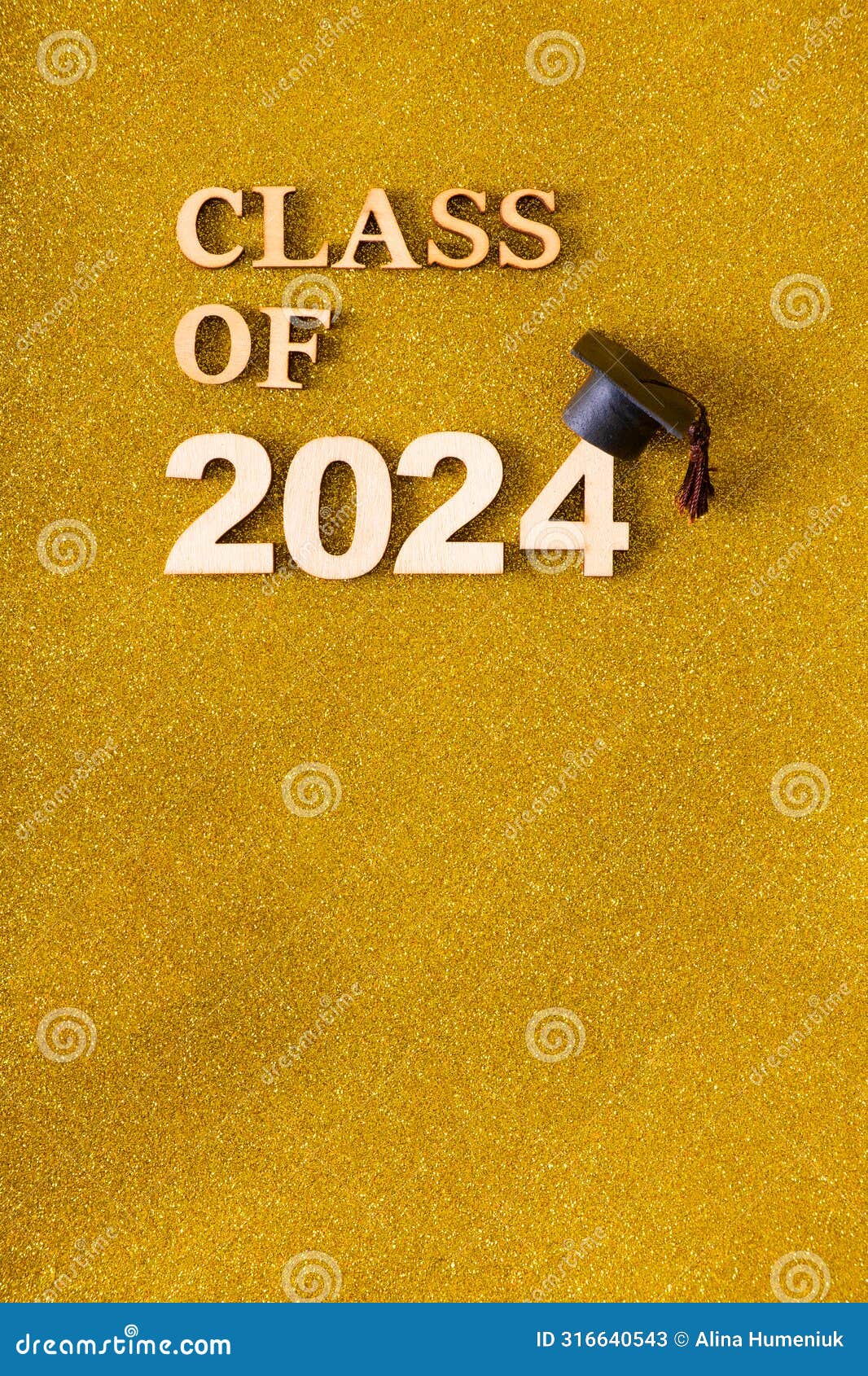 Class of 2024 Text with Graduated Cap on Golden Glitter Background ...