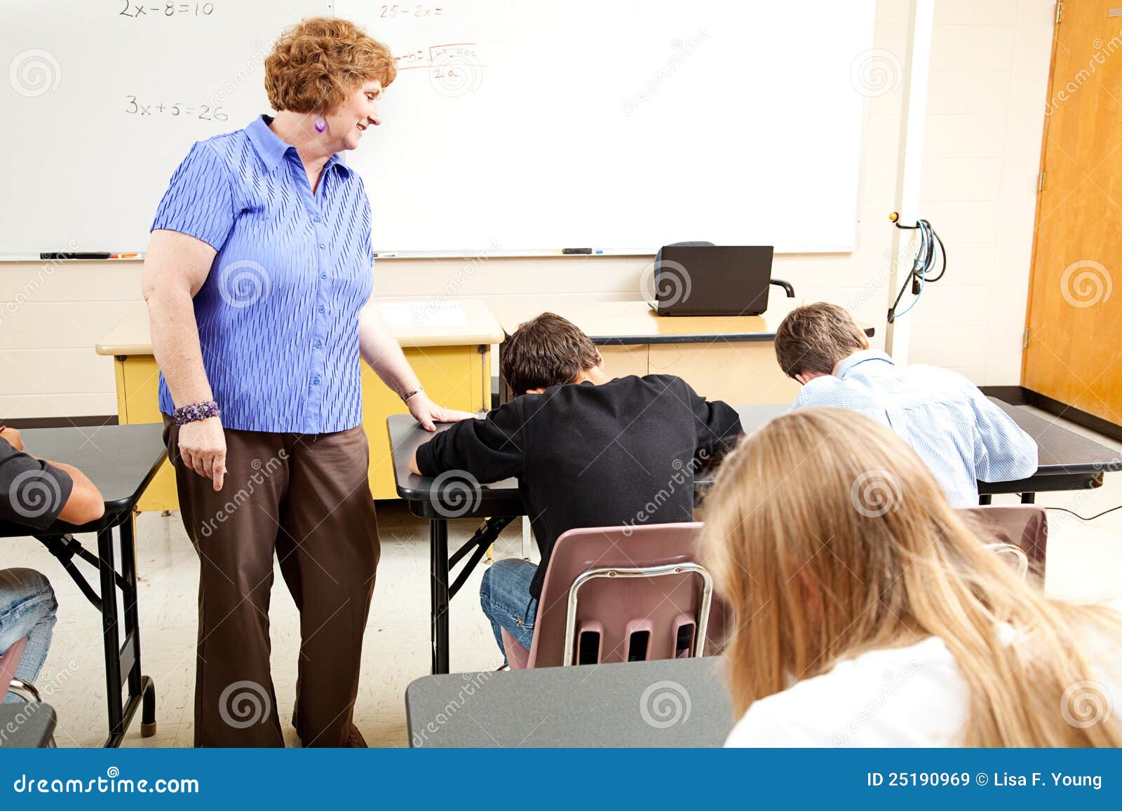 Classe d'école - test image stock. Image du algèbre, classroom - 25190969