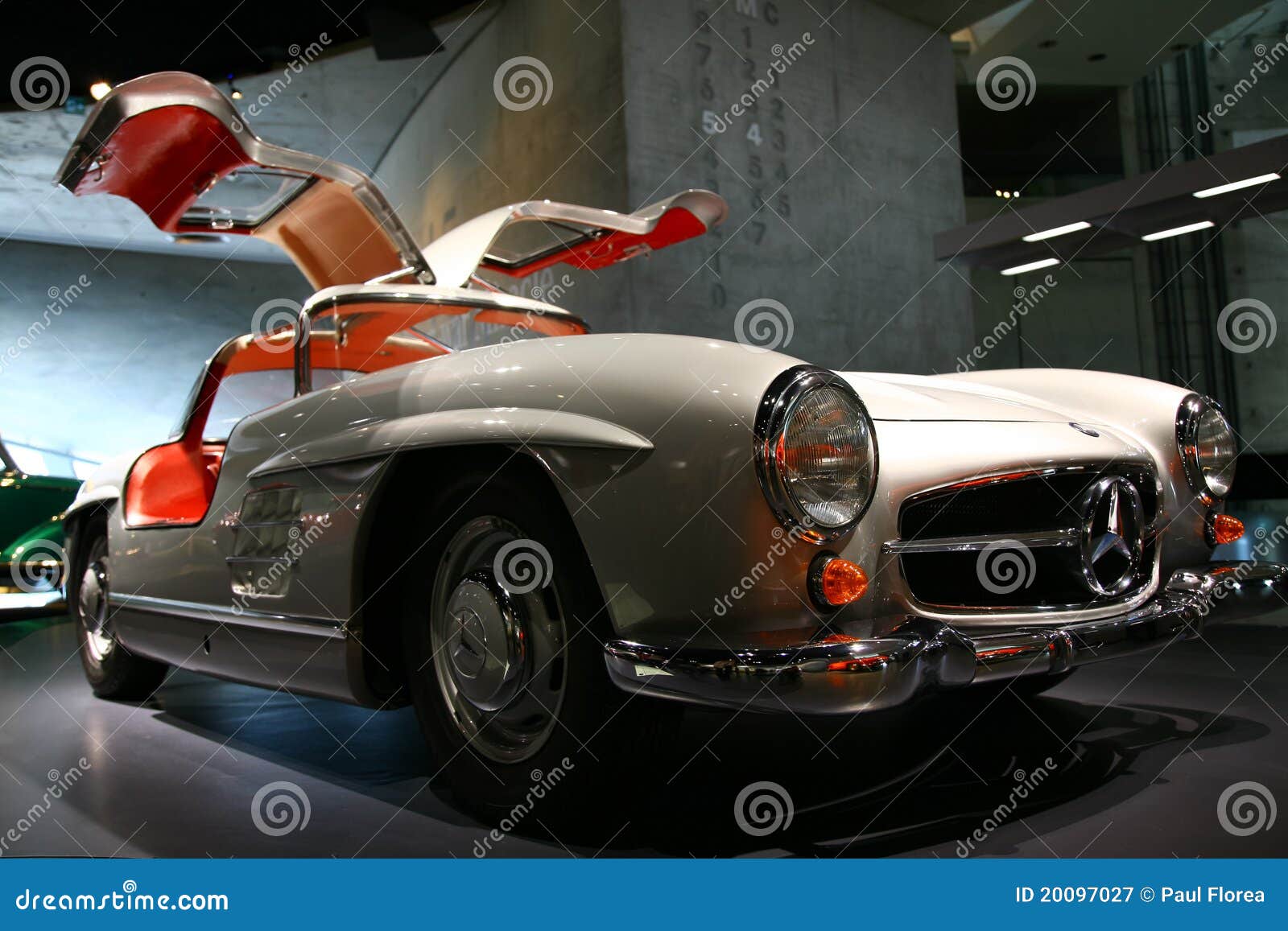 Classic 300sl Mercedes-benz Editorial Photography - Image of scissor ...