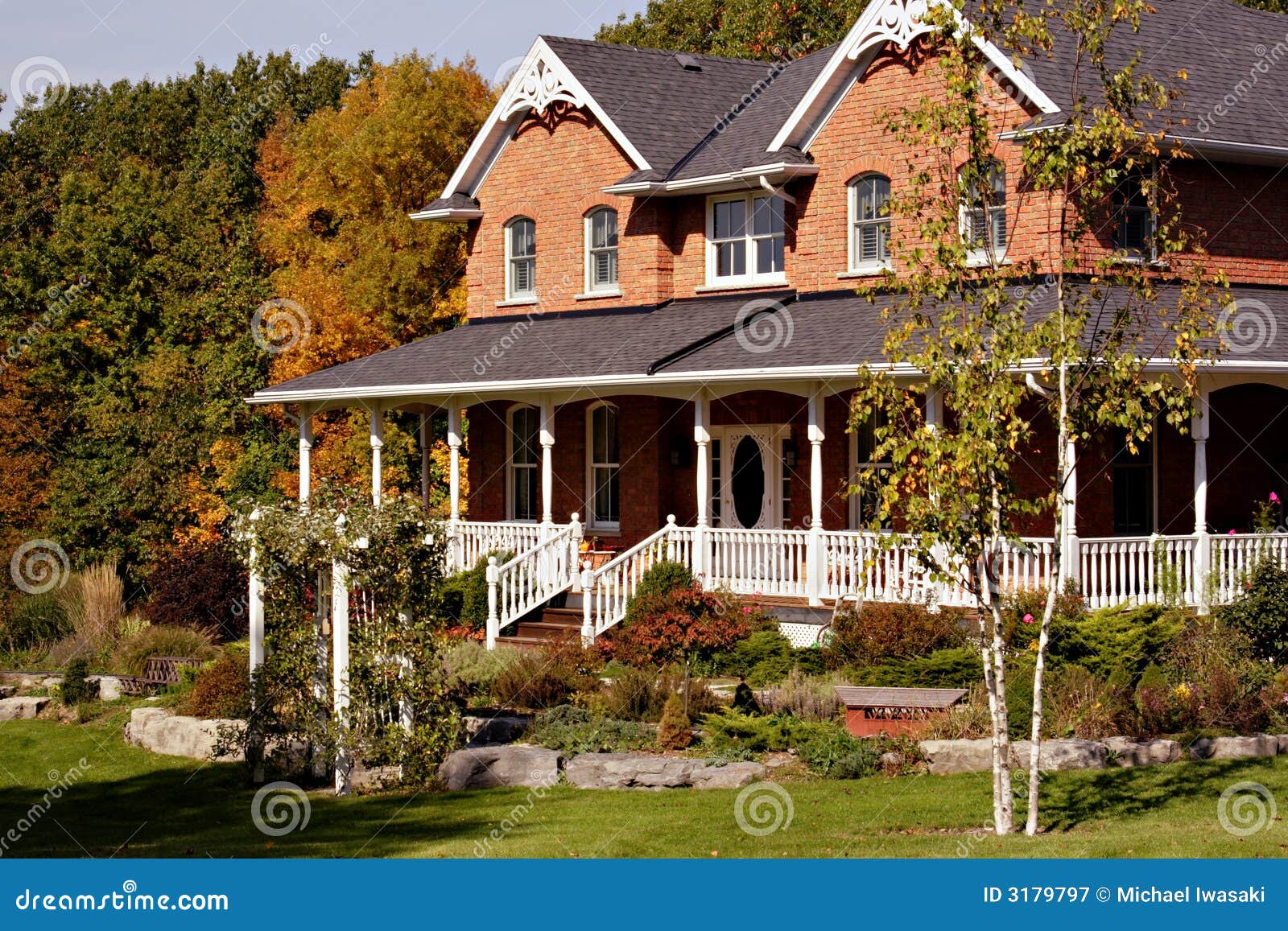 Classic brick house stock image. Image of landscaping - 3179797