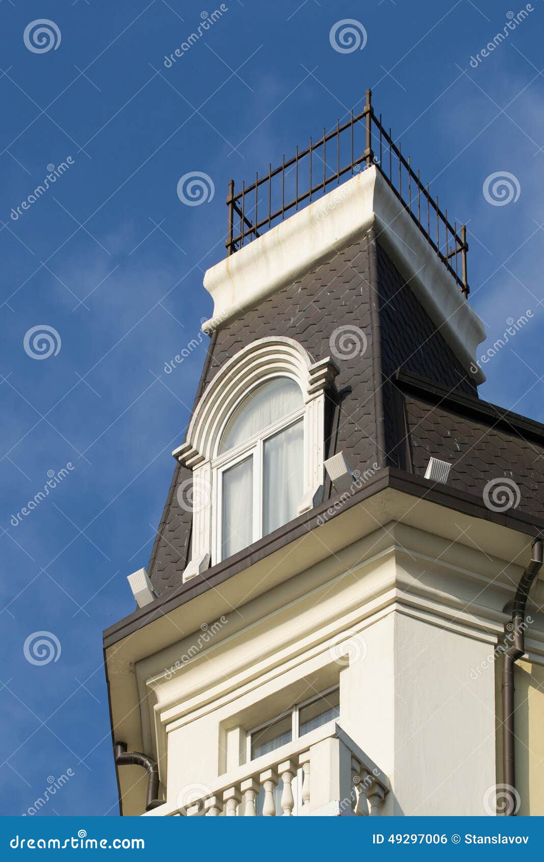 Classic Building Architecture Stock Photo - Image of facade, decor ...