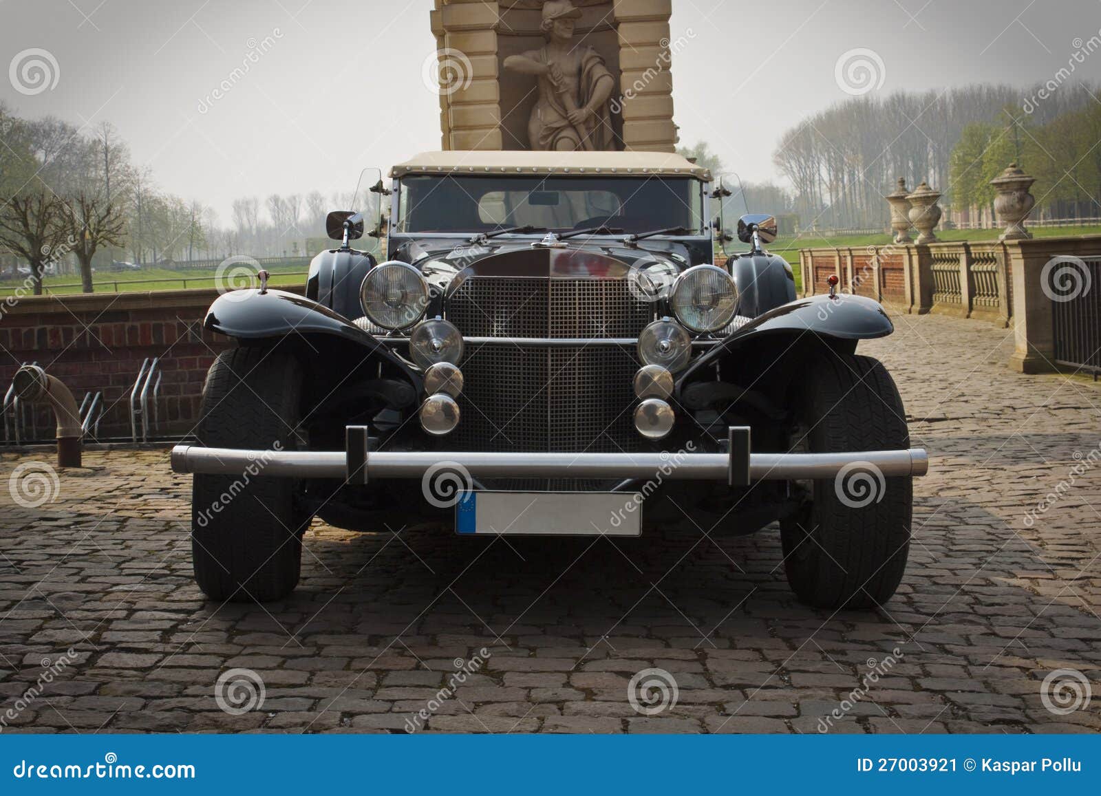 Classic Car in Castle Courtyard Stock Image - Image of limousine ...