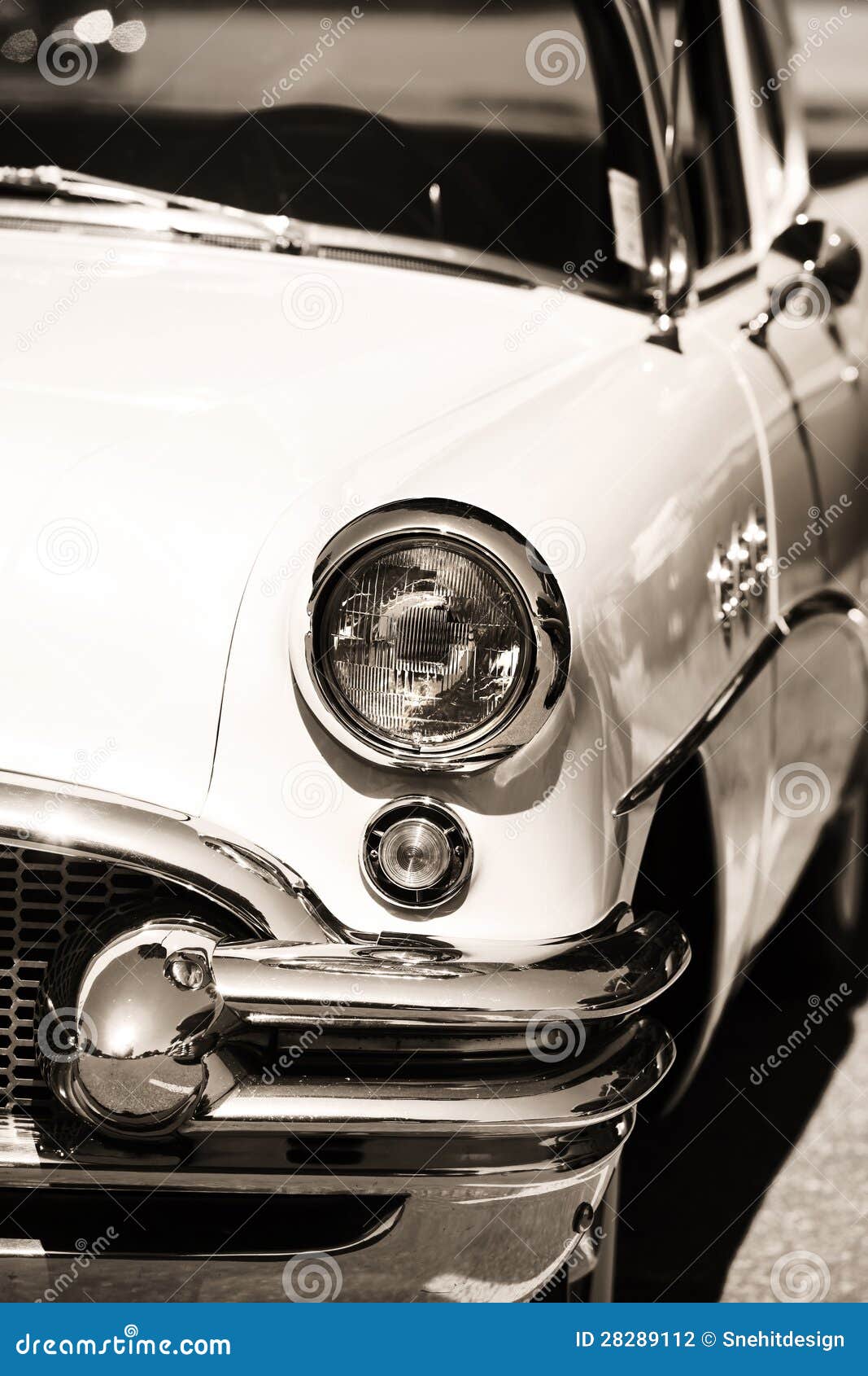 Classic car front end stock photo. Image of curves, antique - 28289112
