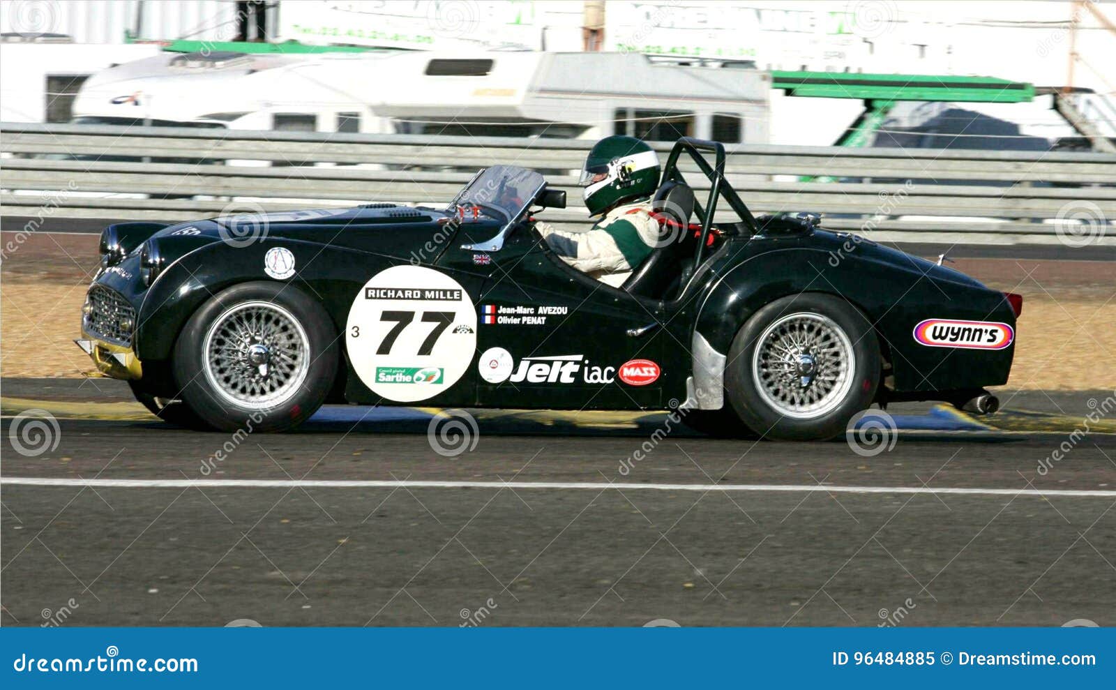 Classic Car Le Mans Circuit Editorial Image - Image of mans, classic ...