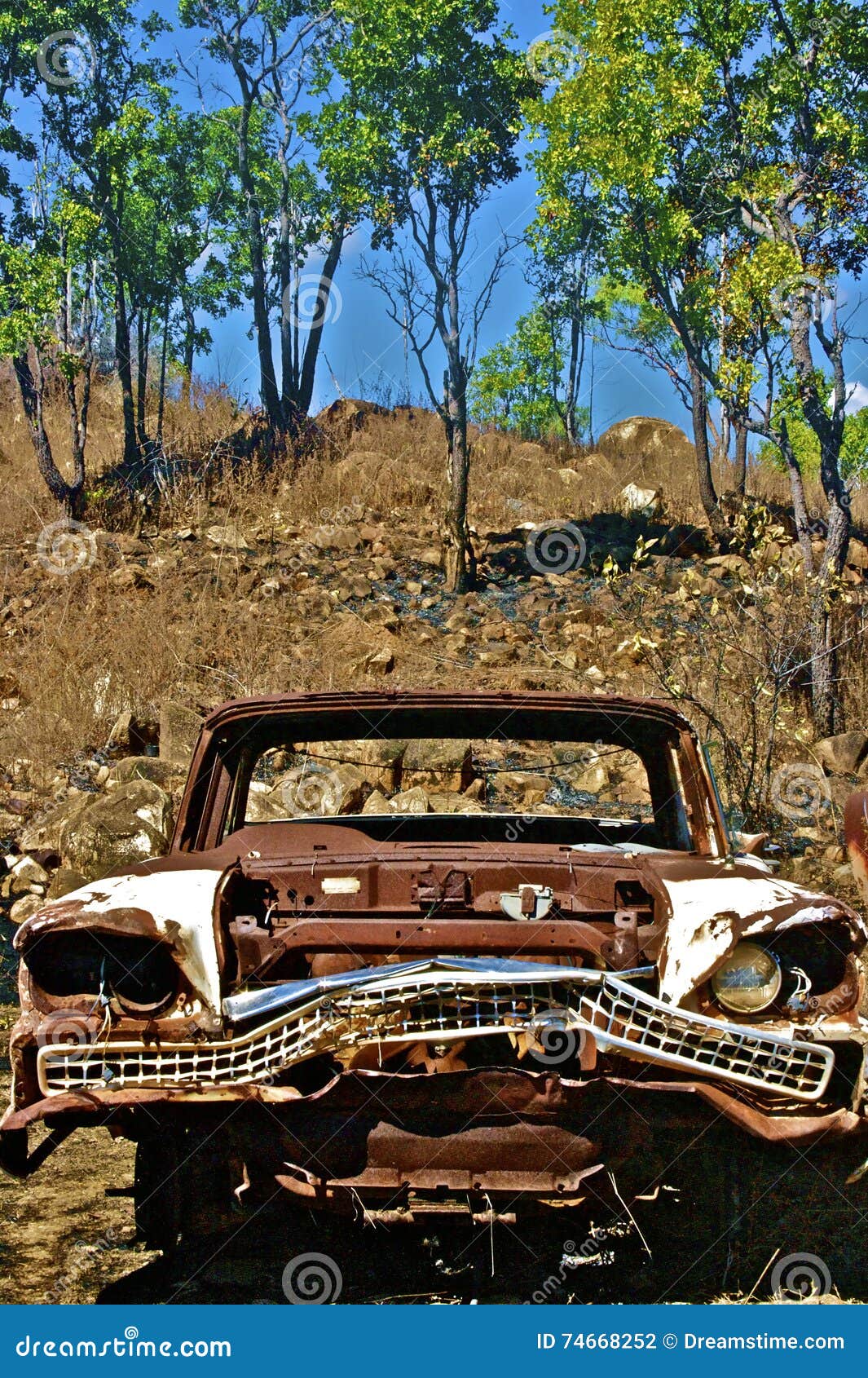 Classic Car Rusting on Hill Stock Photo - Image of rusting, dirt: 74668252