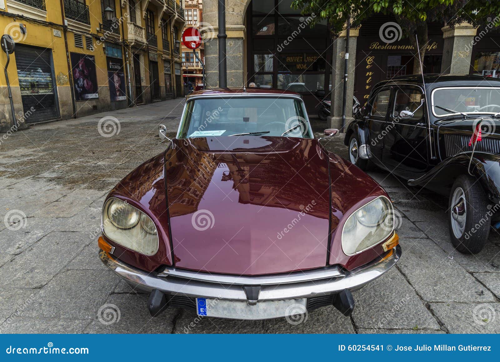 Classic cars editorial photo. Image of cars, sample, street - 60254541