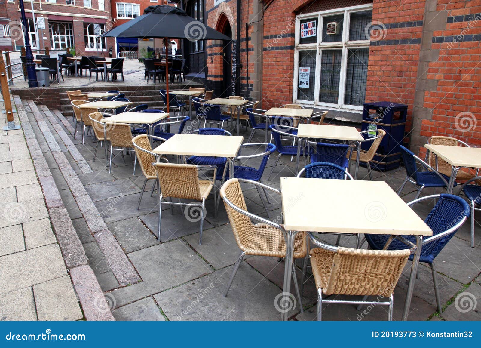 Classic European Street Cafe Stock Image - Image of paris, morning ...