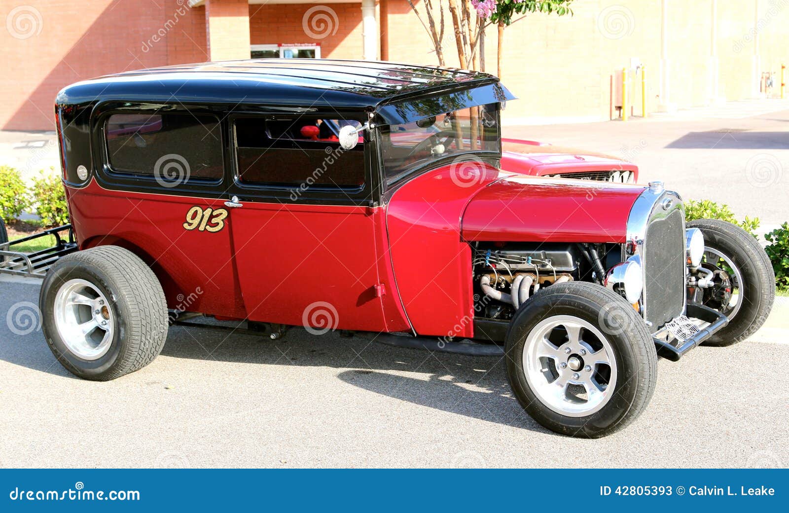 Classic Ford T-Bucket editorial stock photo. Image of coupe - 42805393