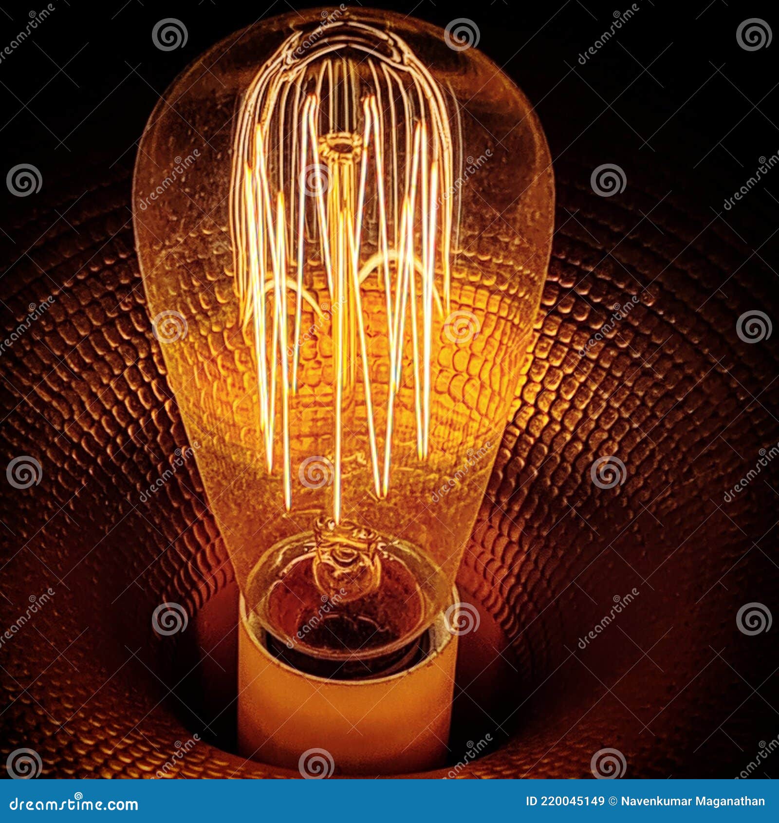 Classic light bulb stock image. Image of circle, flame - 220045149