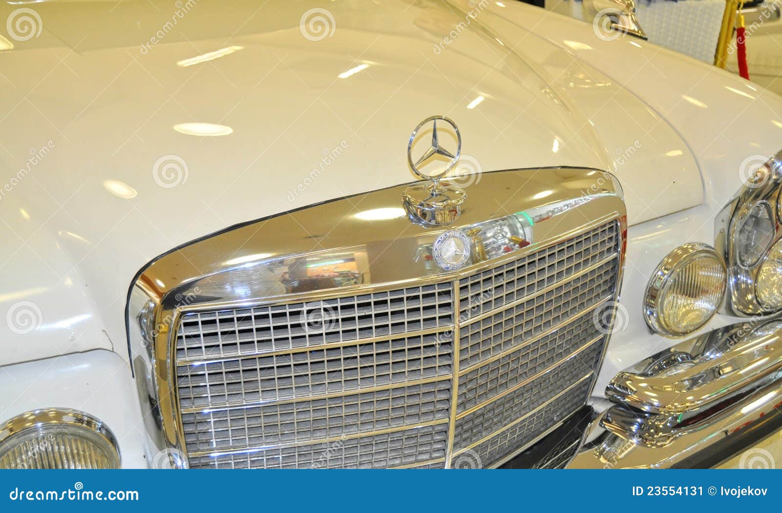 Classic Mercedes-Benz Oldtimer Editorial Photo | CartoonDealer.com ...
