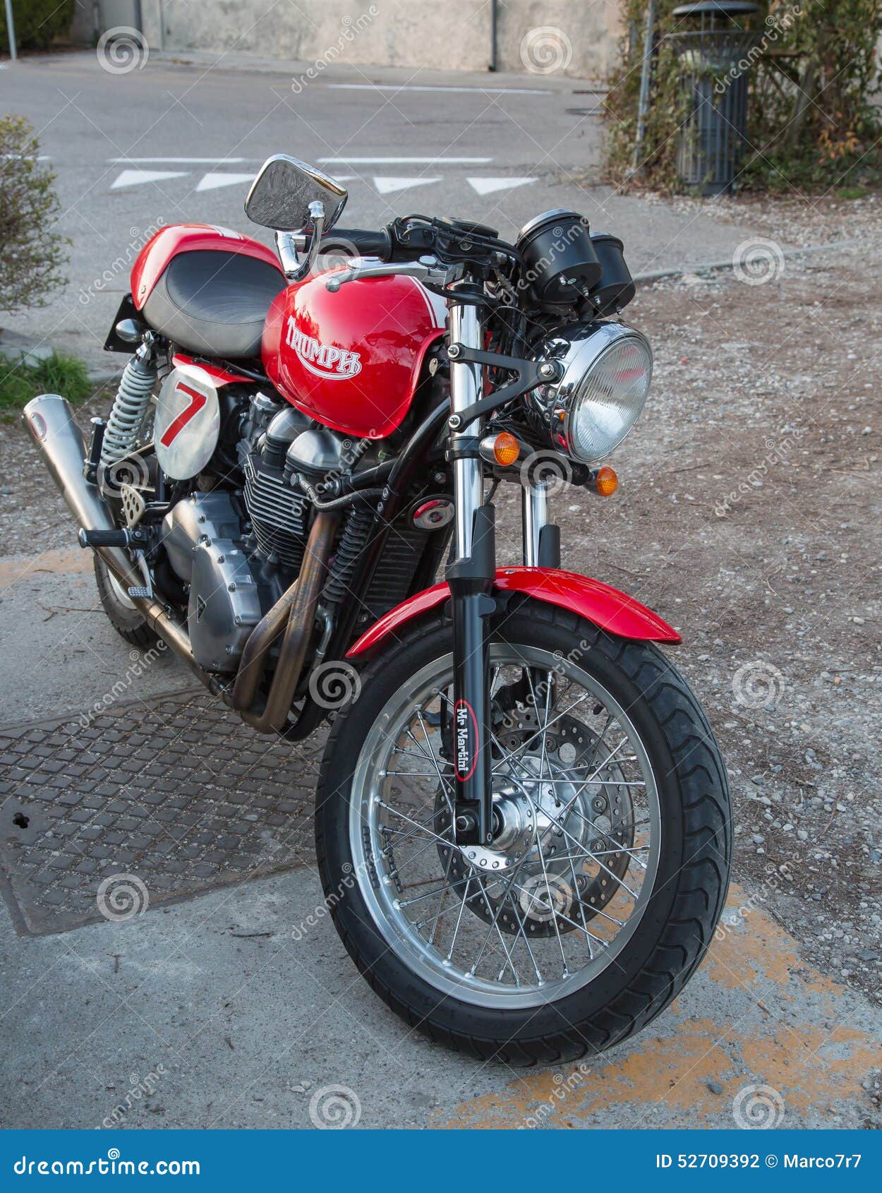 Classic motorcycle editorial photography. Image of metal - 52709392