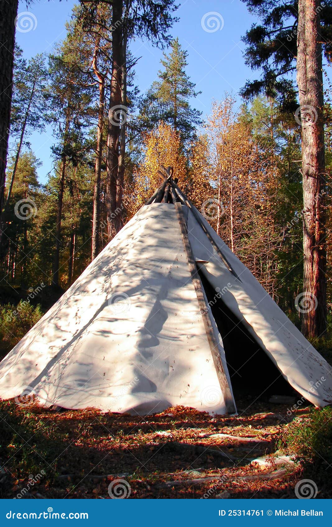 Classic Native Indian Tee-pee Stock Image - Image of design, culture ...