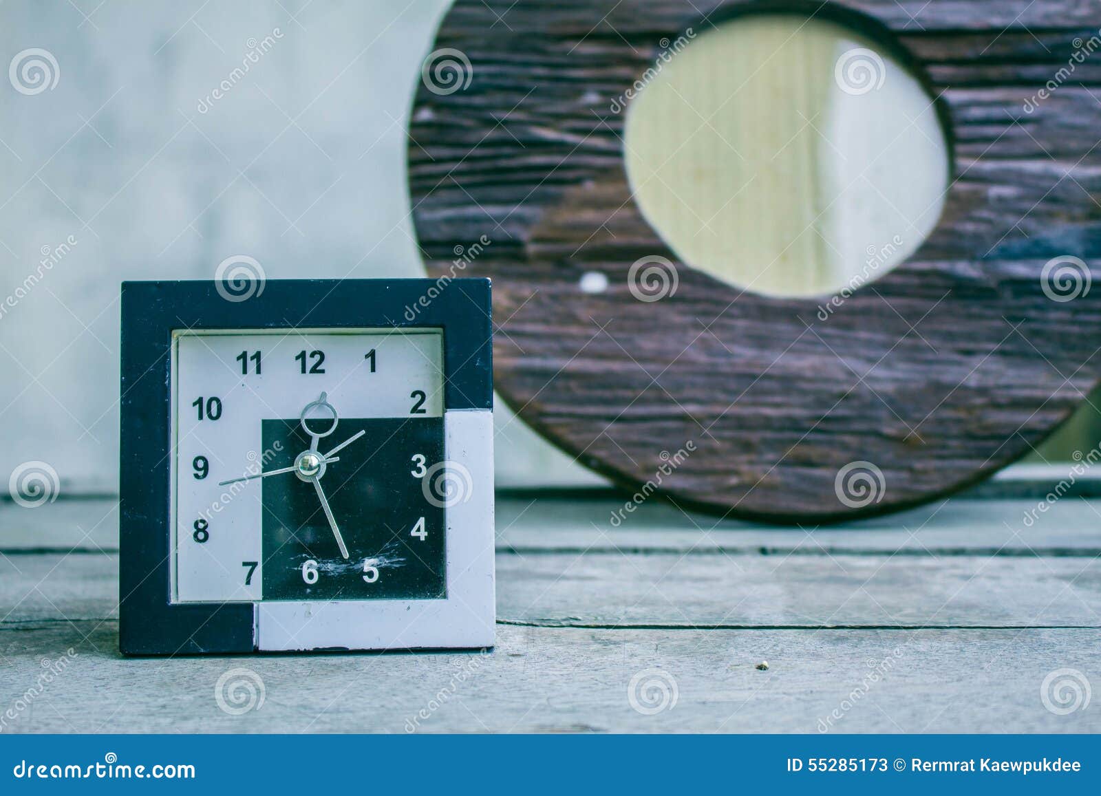 Classic old clock stock image. Image of oclock, pointer - 55285173