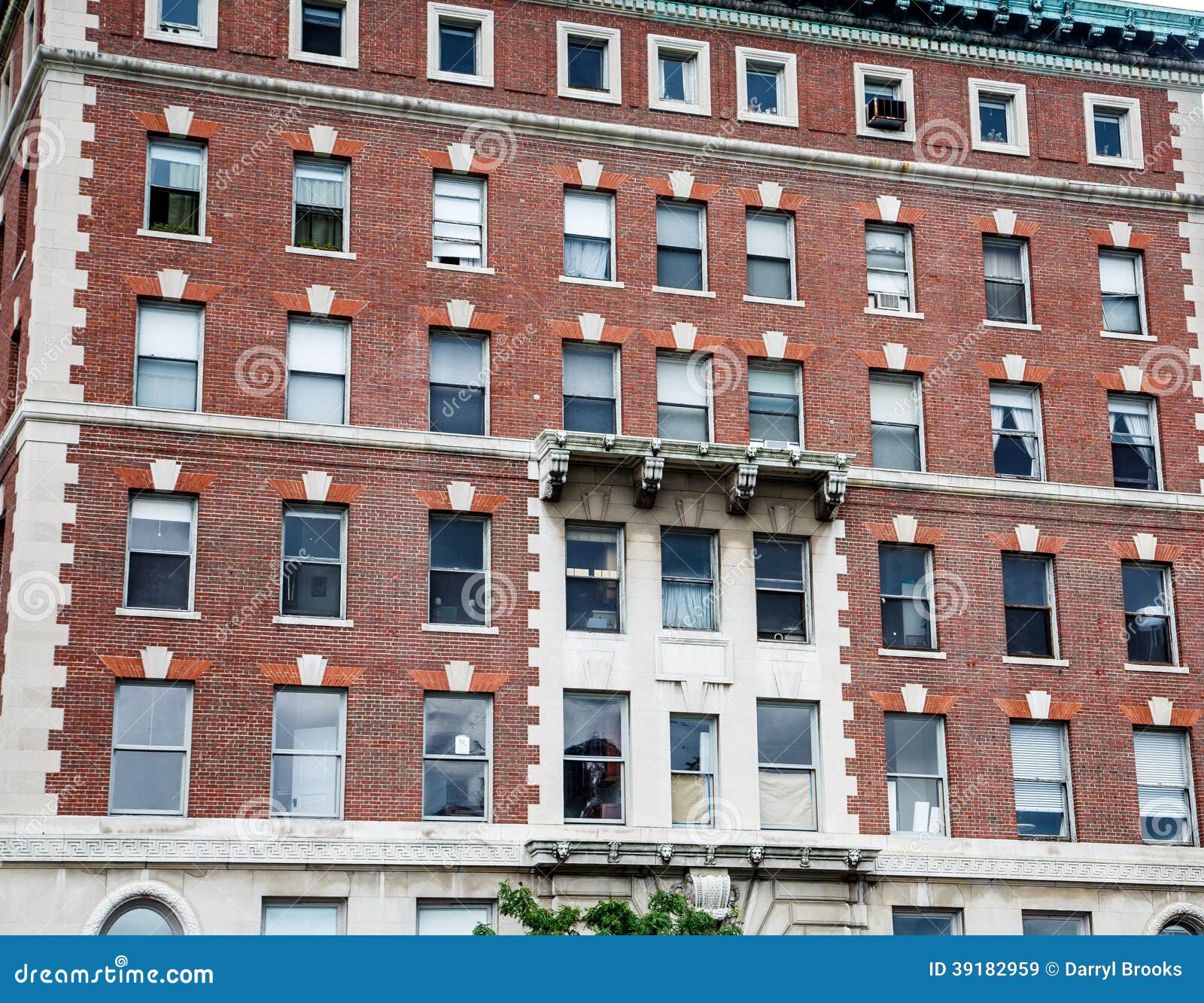 Classic Red Brick in Boston Stock Image - Image of glass, pattern: 39182959