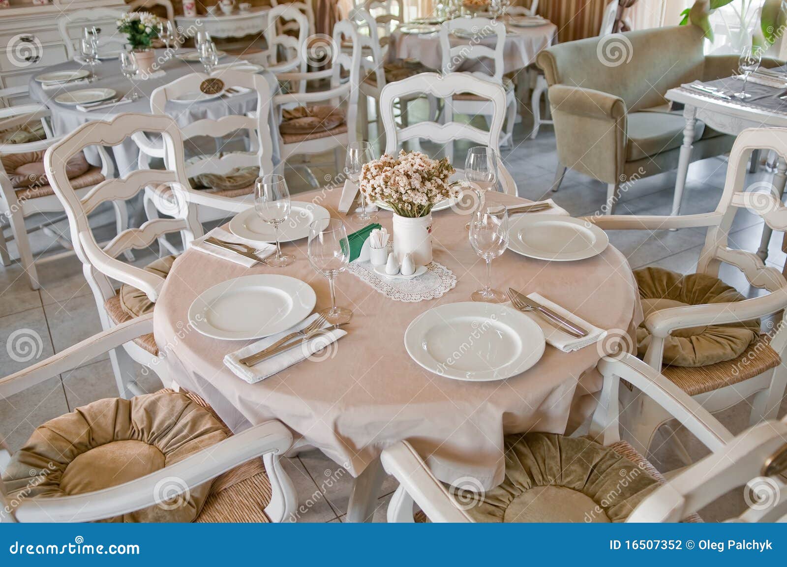 Classic Restaurant Interior Stock Photo - Image of meal, ornate: 16507352