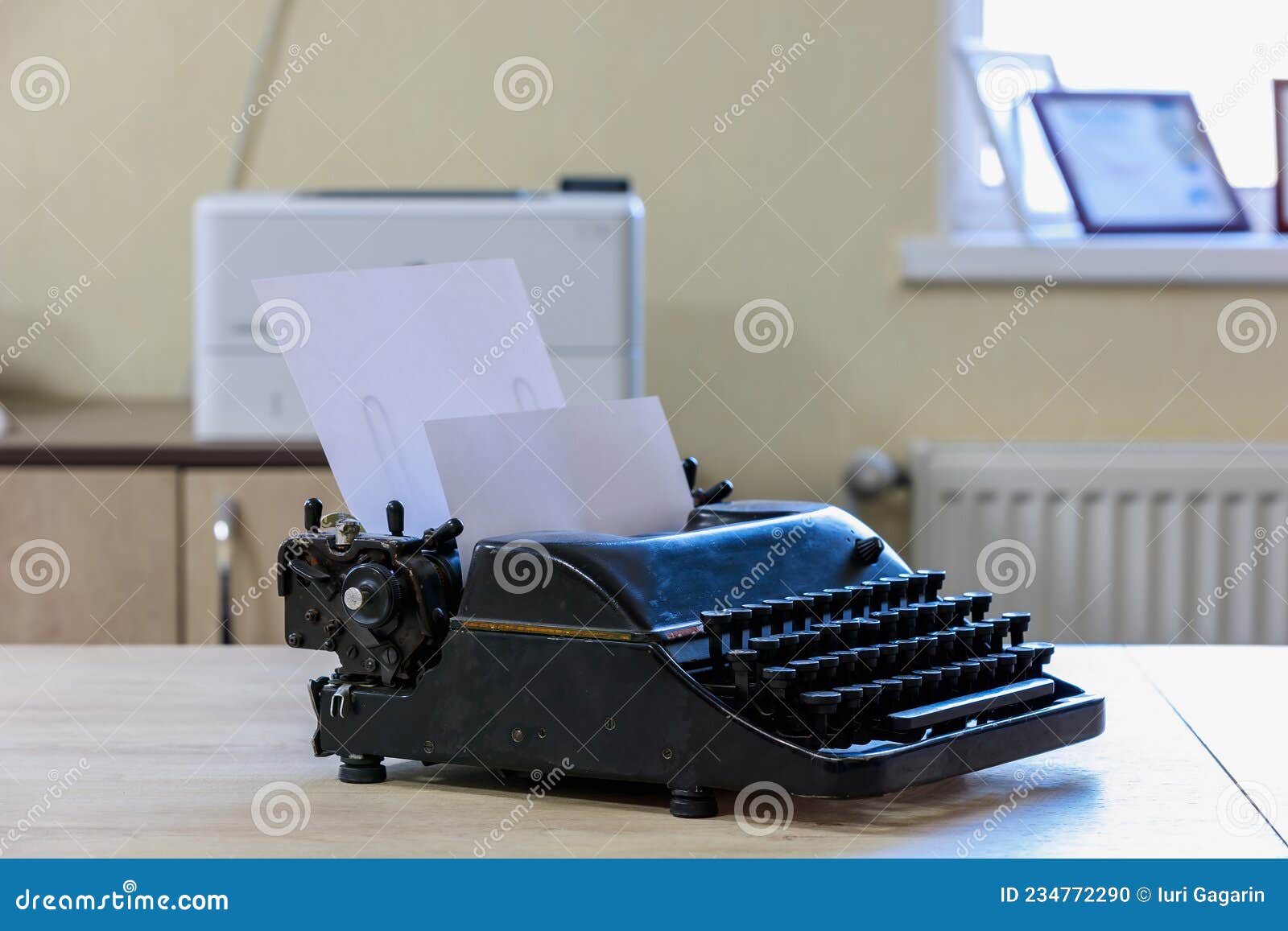 Classic Vintage Typewriter. Background with Copy Space for Text Stock ...
